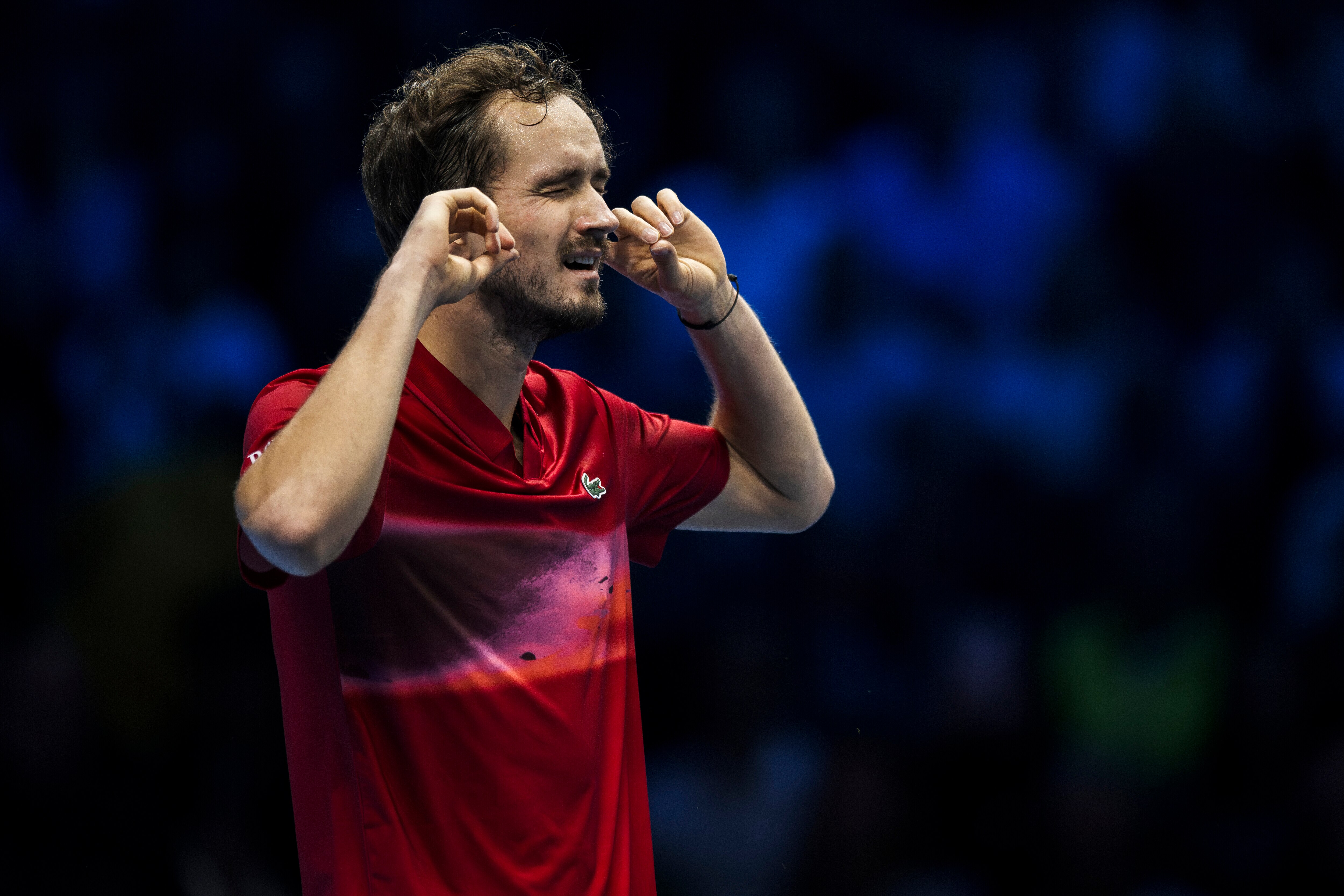 Alex de Minaur beaten by Daniil Medvedev in ATP Finals - ABC News