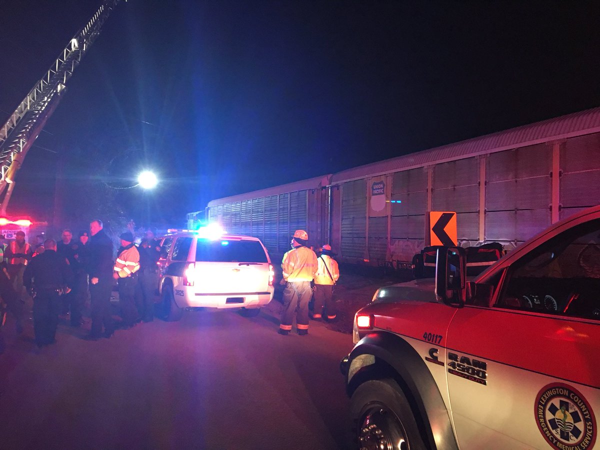 Child brings Amtrak rescuers donuts after train crash kills at least 2 ...