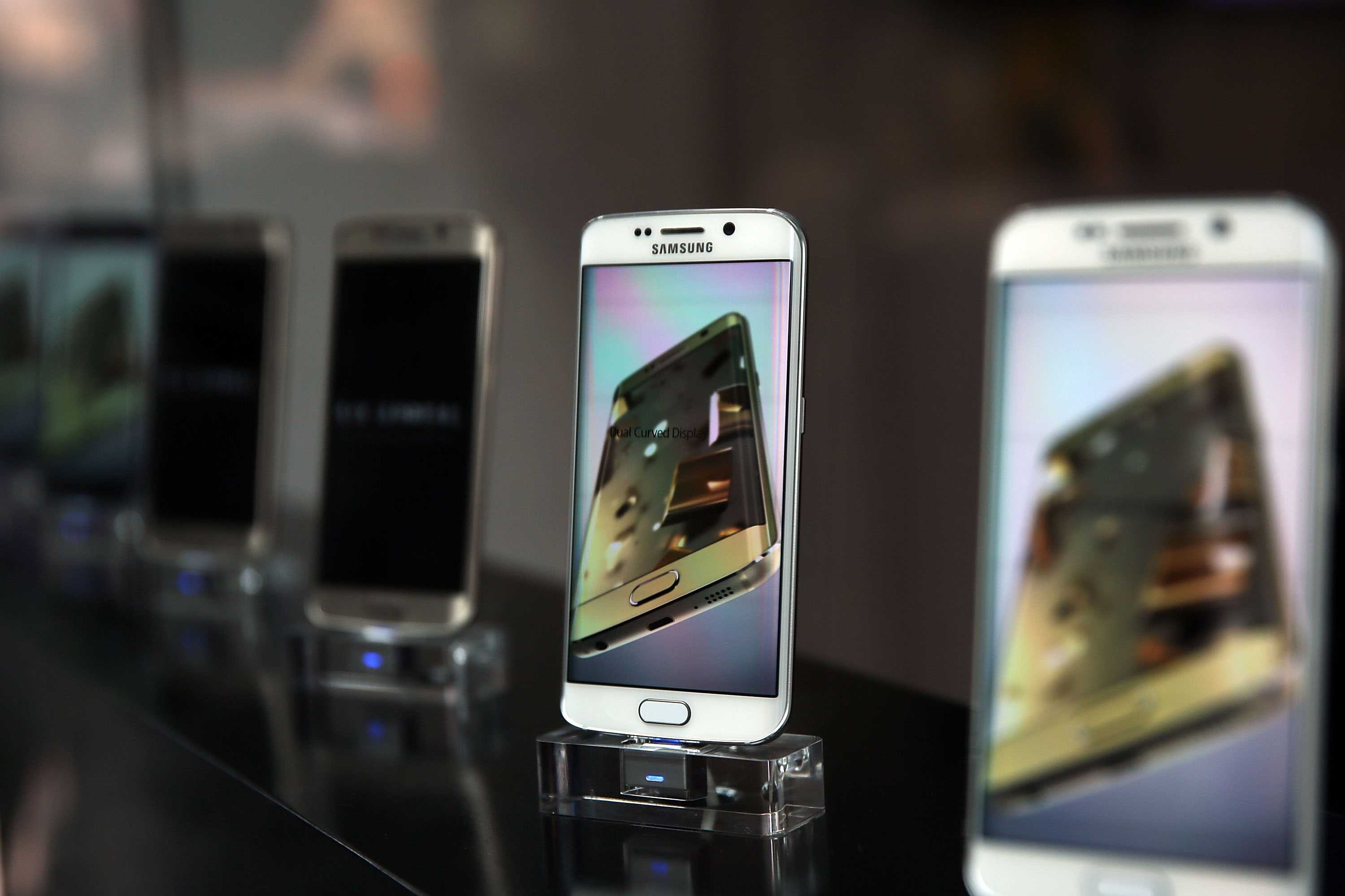 Samsung phones vulnerable to cyber attacks because of software bug ...