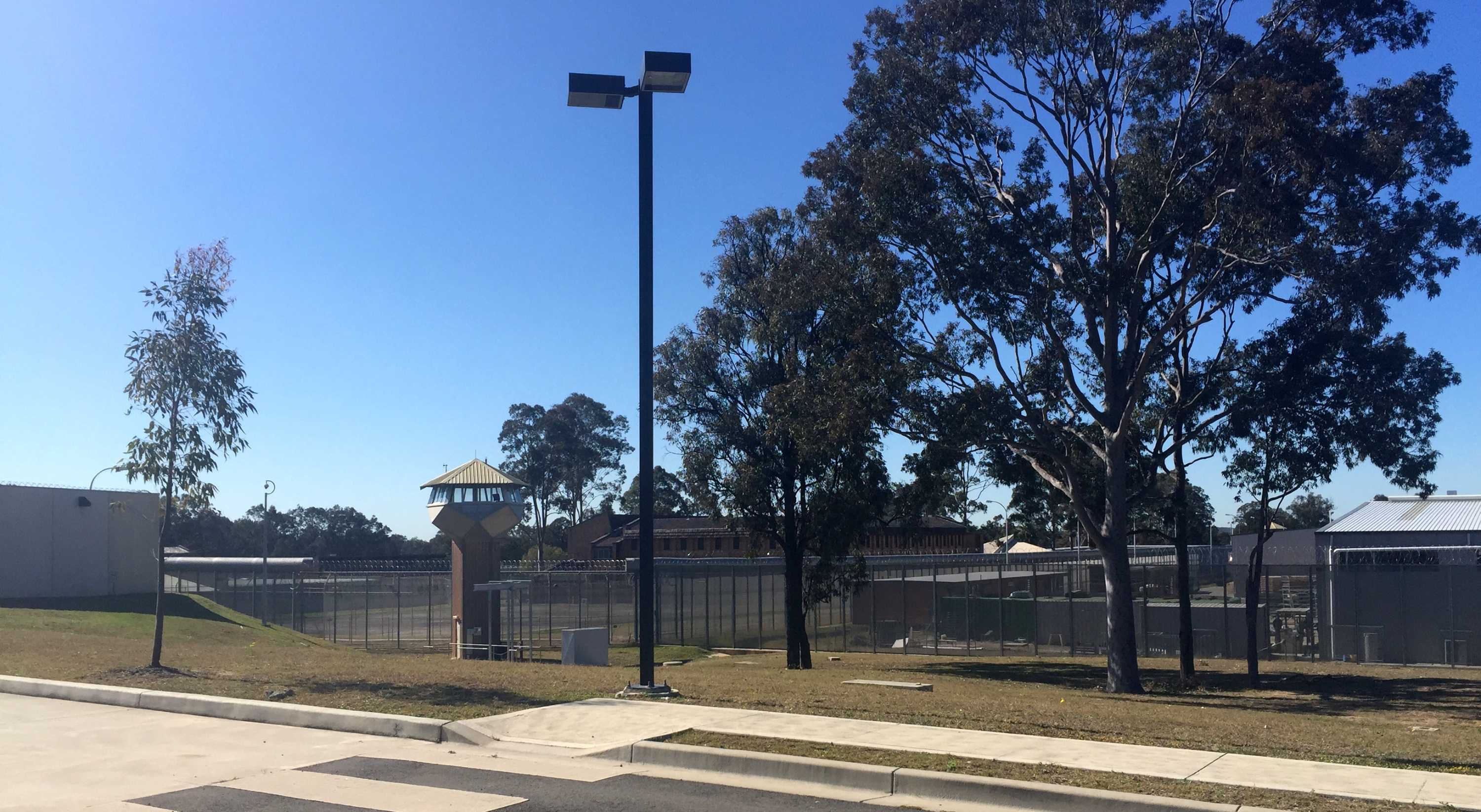 Hunter prison officials hoping smoking ban will curb violence - ABC News