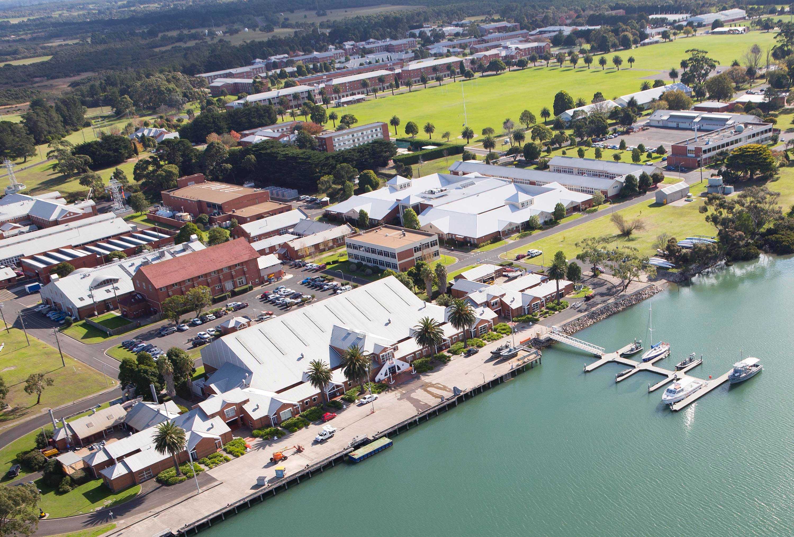 HMAS Cerberus naval base given all clear after bomb squad inspection ...