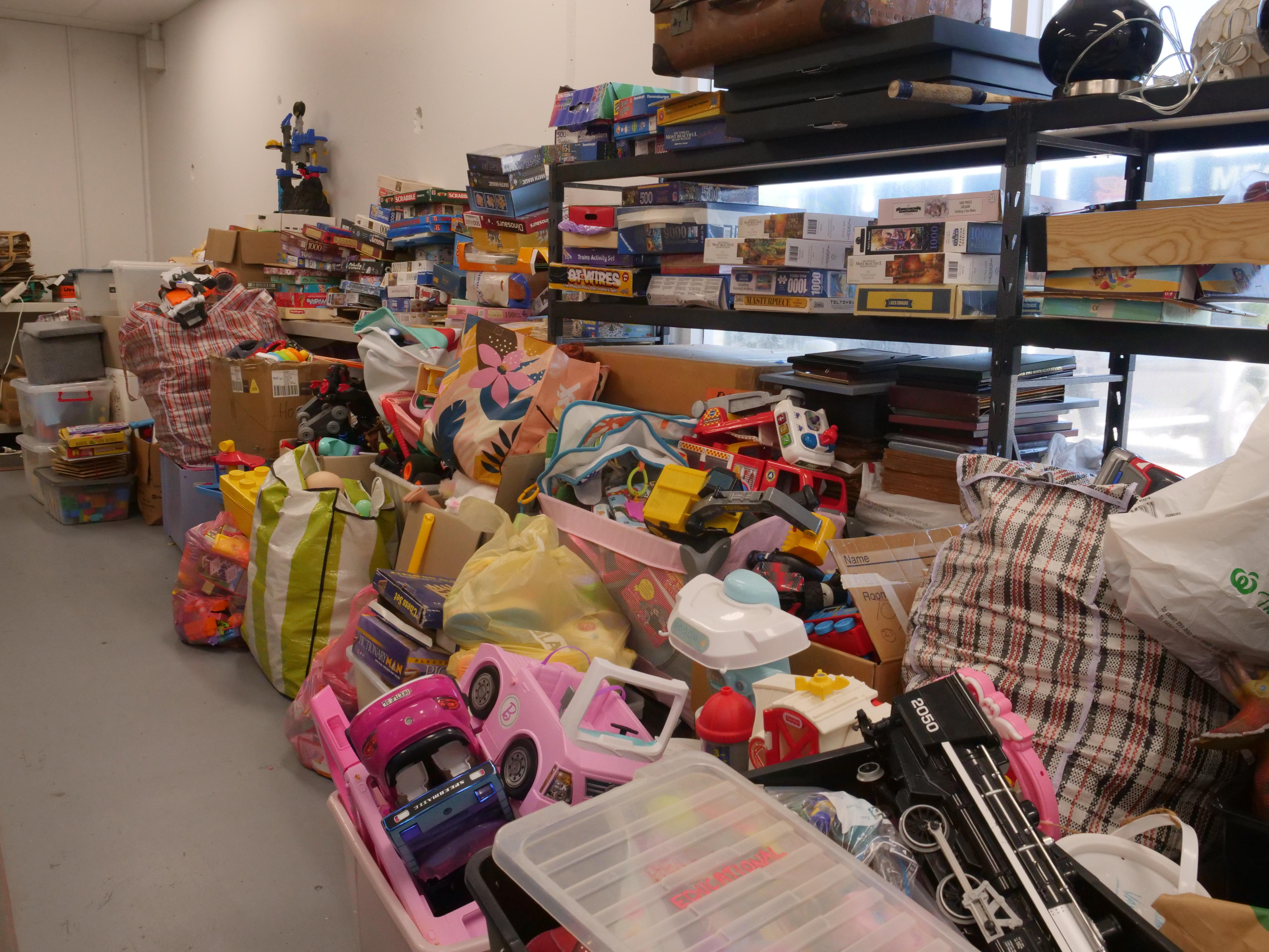 Donation dumping at Vinnies' charity stores creates 'chaos' for ...