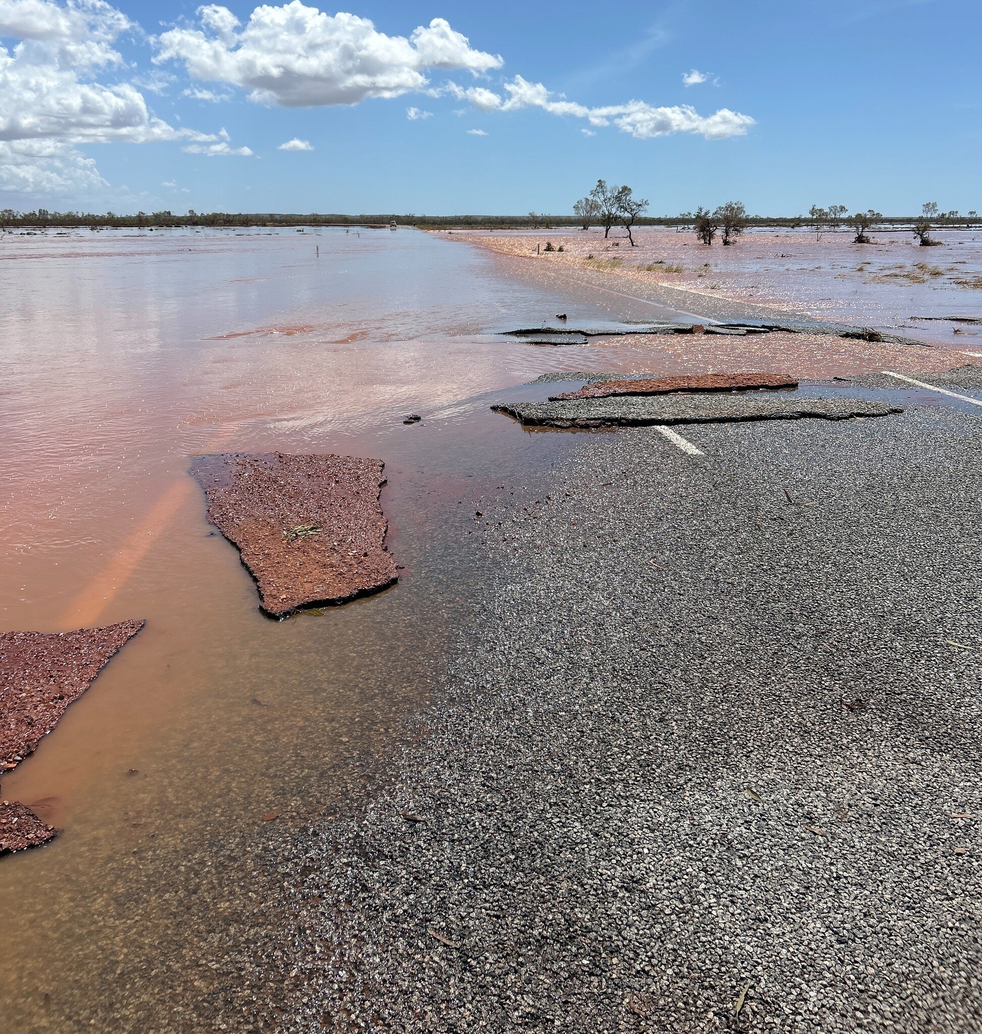 Residents of WA's Pilbara pick up pieces after Tropical Cyclone Zelia ...