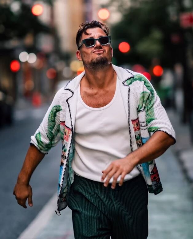Marcus Stoinis reveals how an impromptu NYC street photo shoot ...