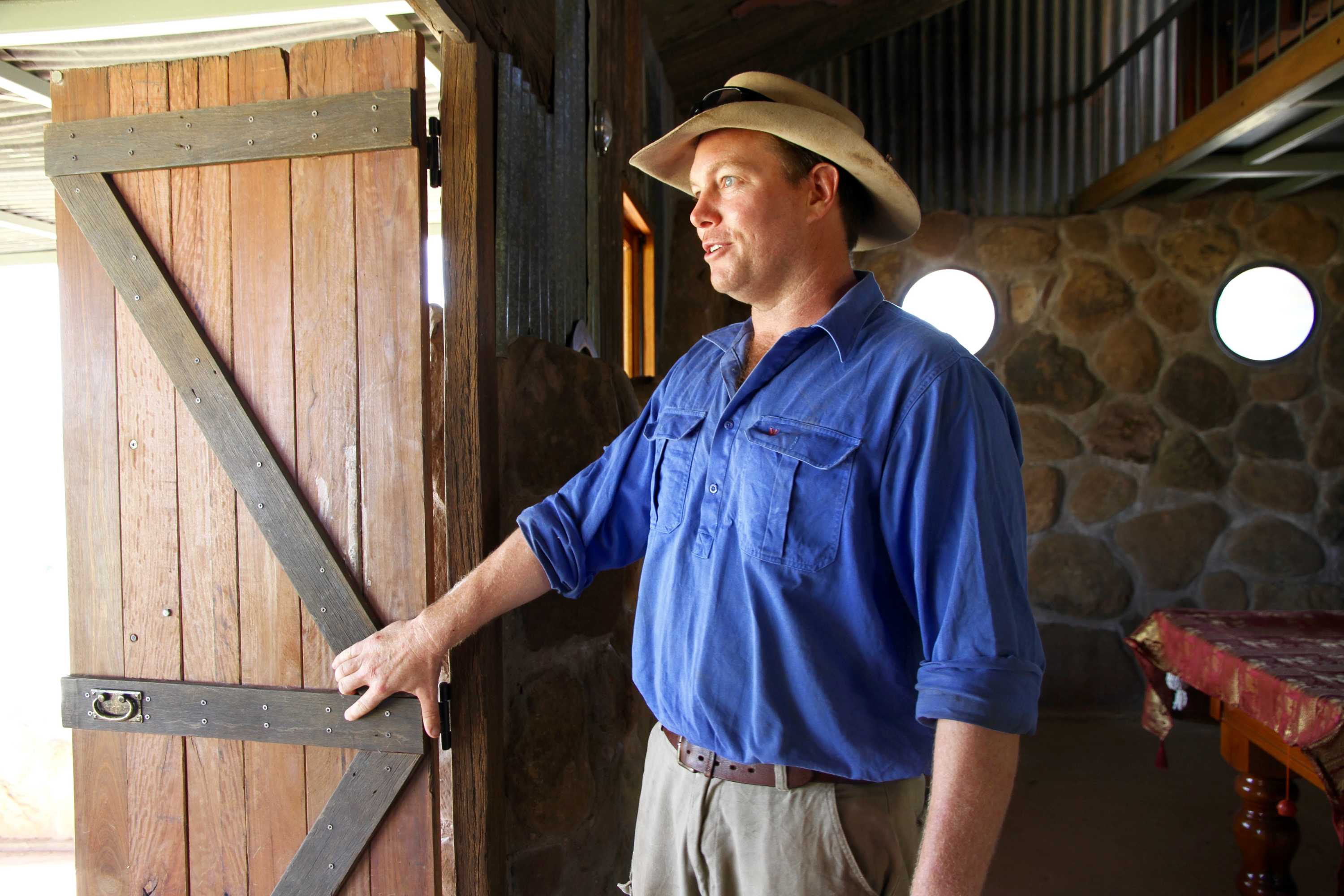 Grazing tourism businesses take off in central Queensland - ABC News
