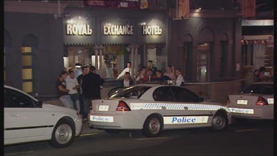 Hotel murder accused granted bail - ABC News