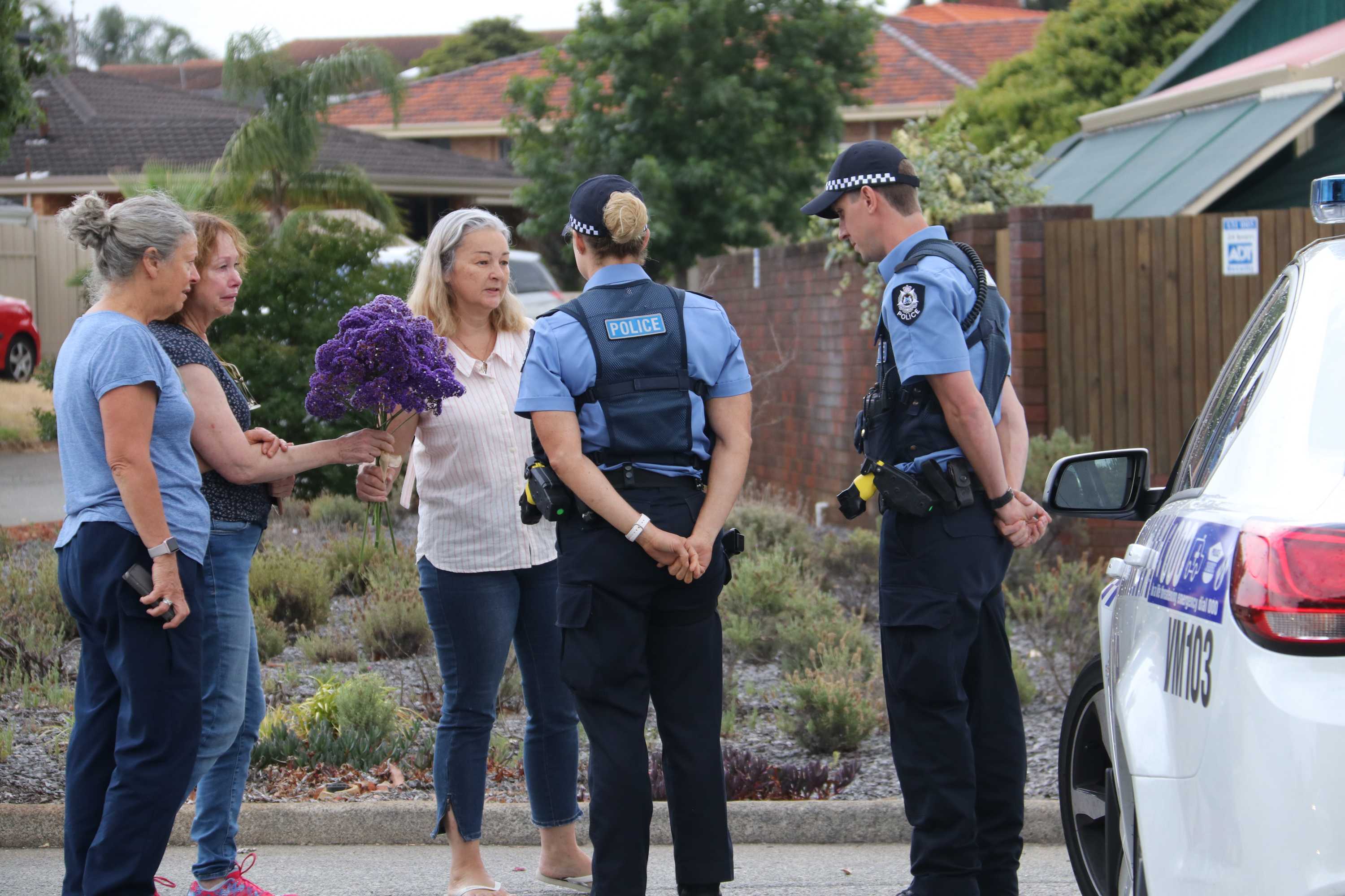 Two dead in shooting in Perth suburb of Bateman - ABC News