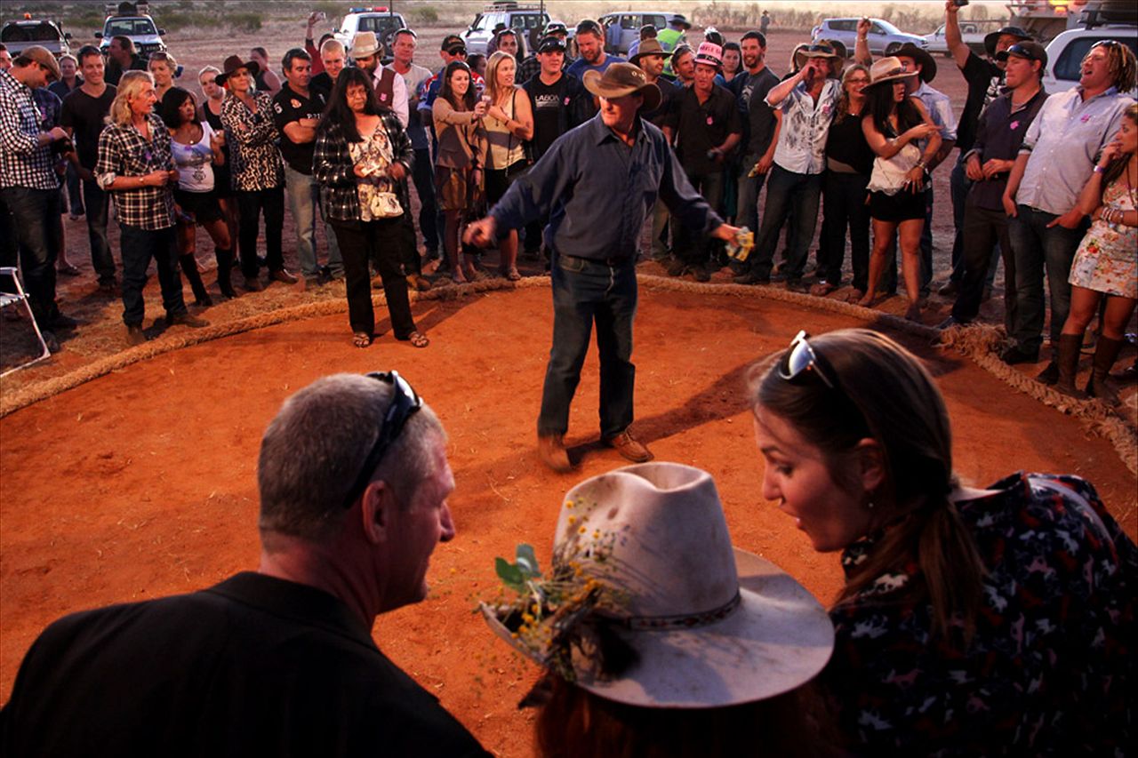 Why you're only allowed to play two-up on Anzac Day - triple j