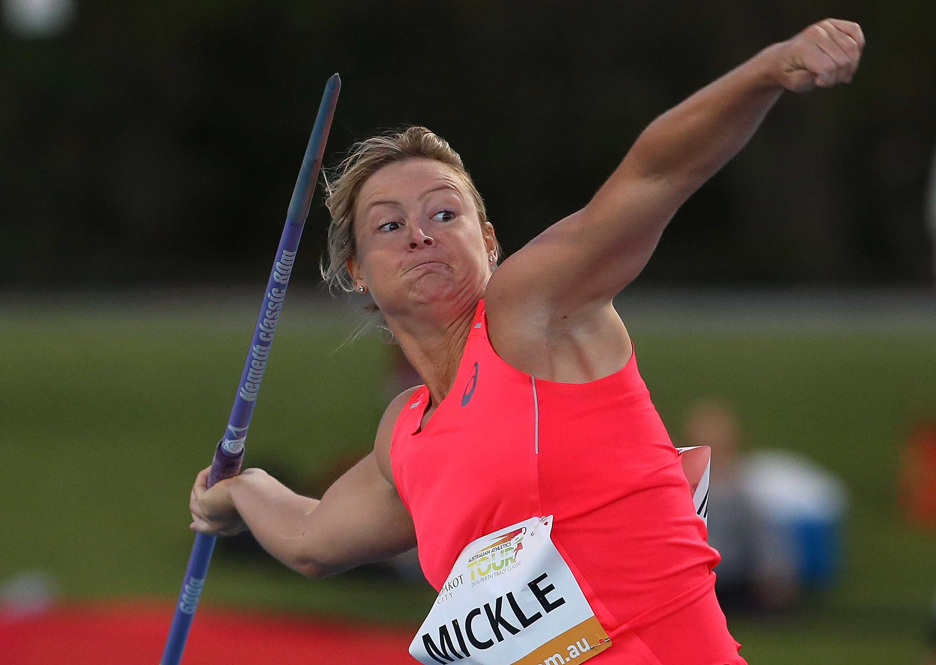 Australia's Kim Mickle throws world championships qualifier 63.87m at ...