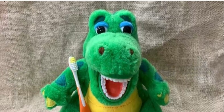 Meet the Kimberley's oral health mascot 'Craig the Croc' - ABC listen