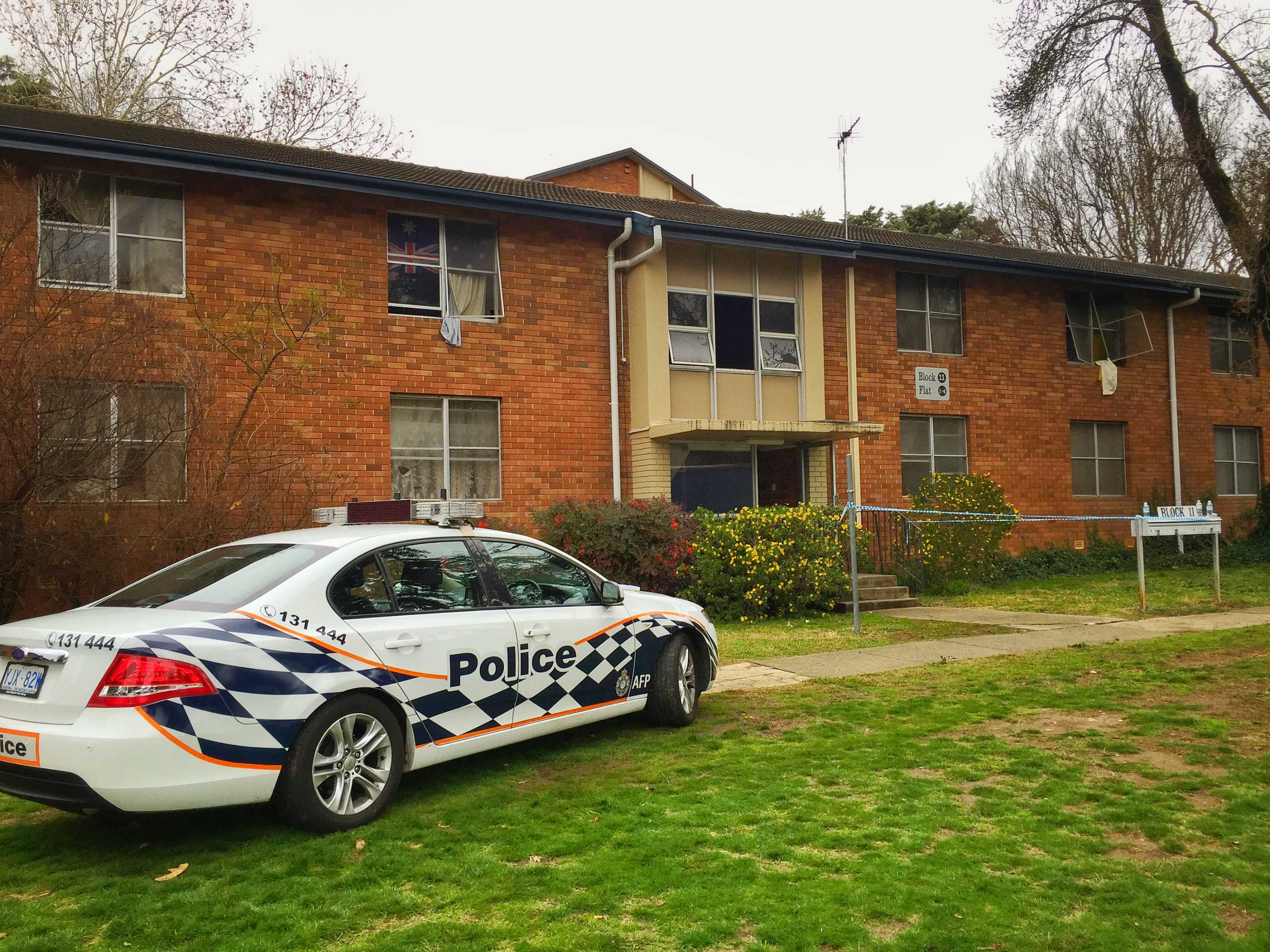 Fire consumes two units at Stuart Flats in Canberra's south - ABC News