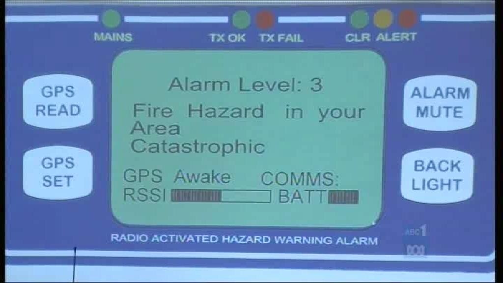 Engineer shows off bushfire warning system - ABC News