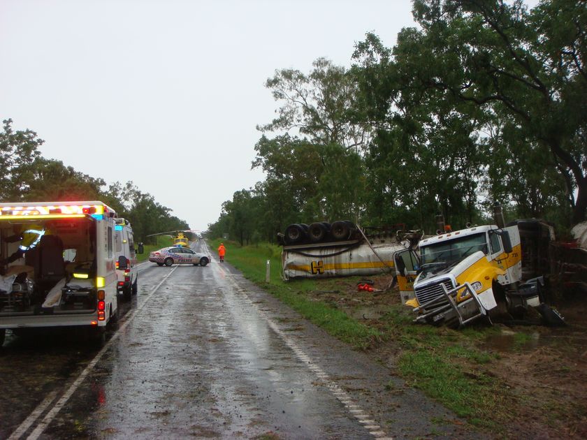 One dead in fuel tanker crash - ABC News