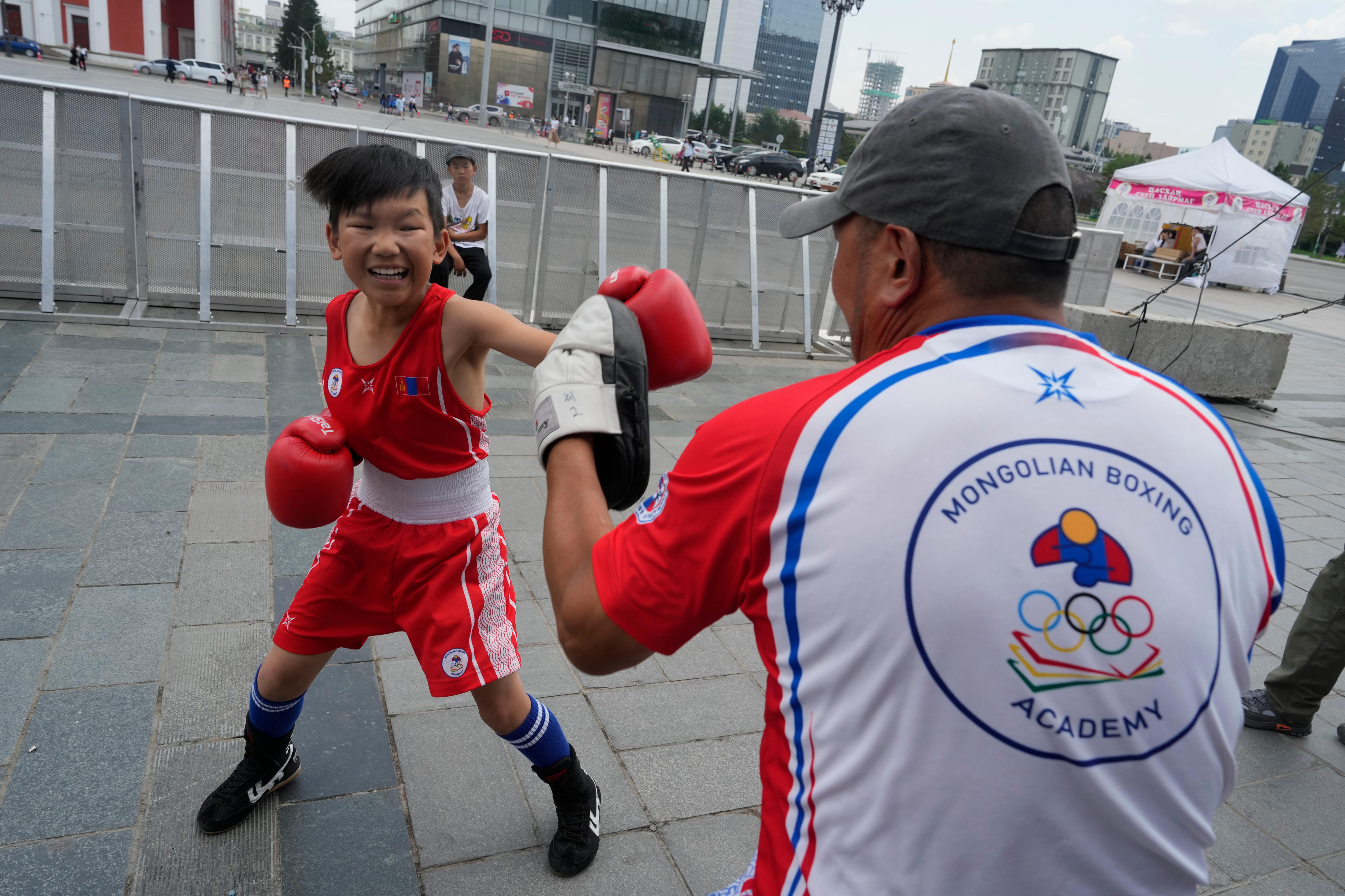 A 12-year-old in Mongolia finds joy in boxing and now dreams of the ...