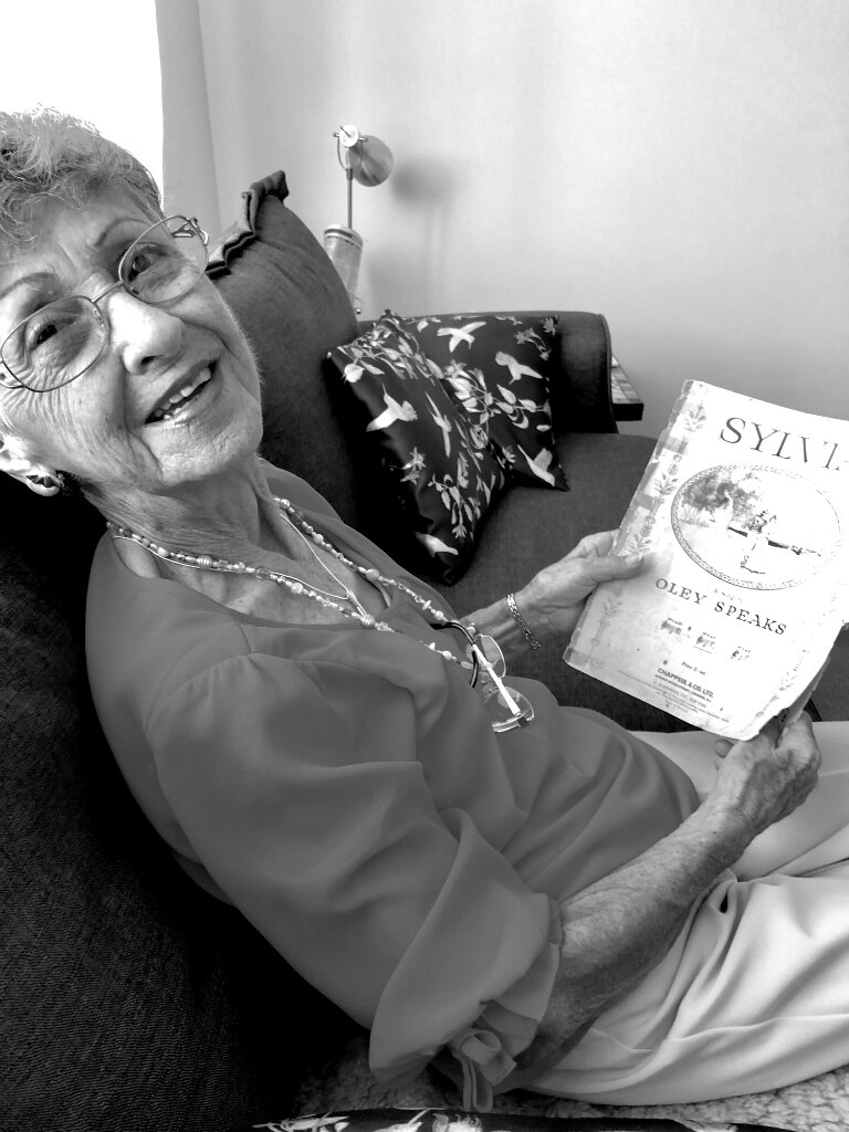 83yo pianist retains passion for teaching adults after four decades ...