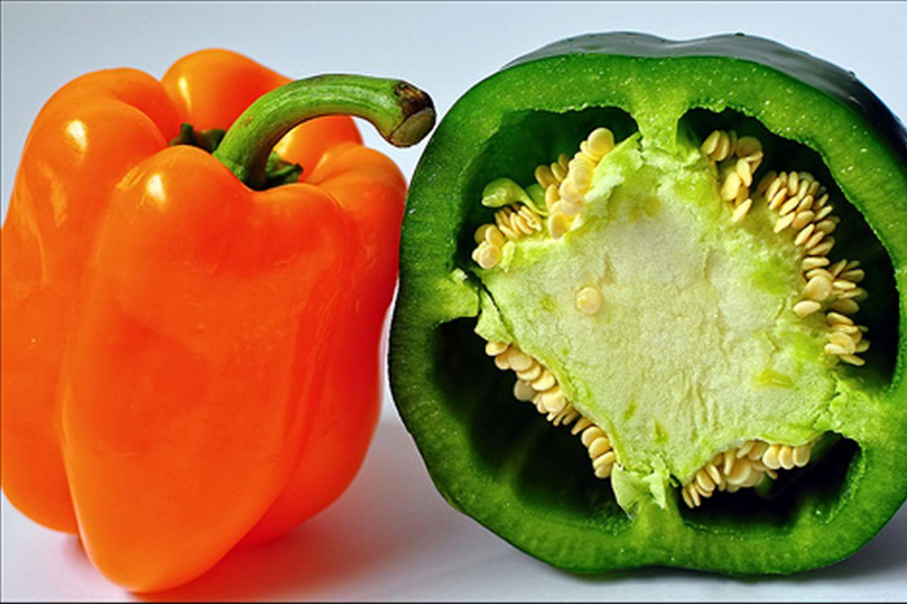 Pickled red capsicum - ABC News