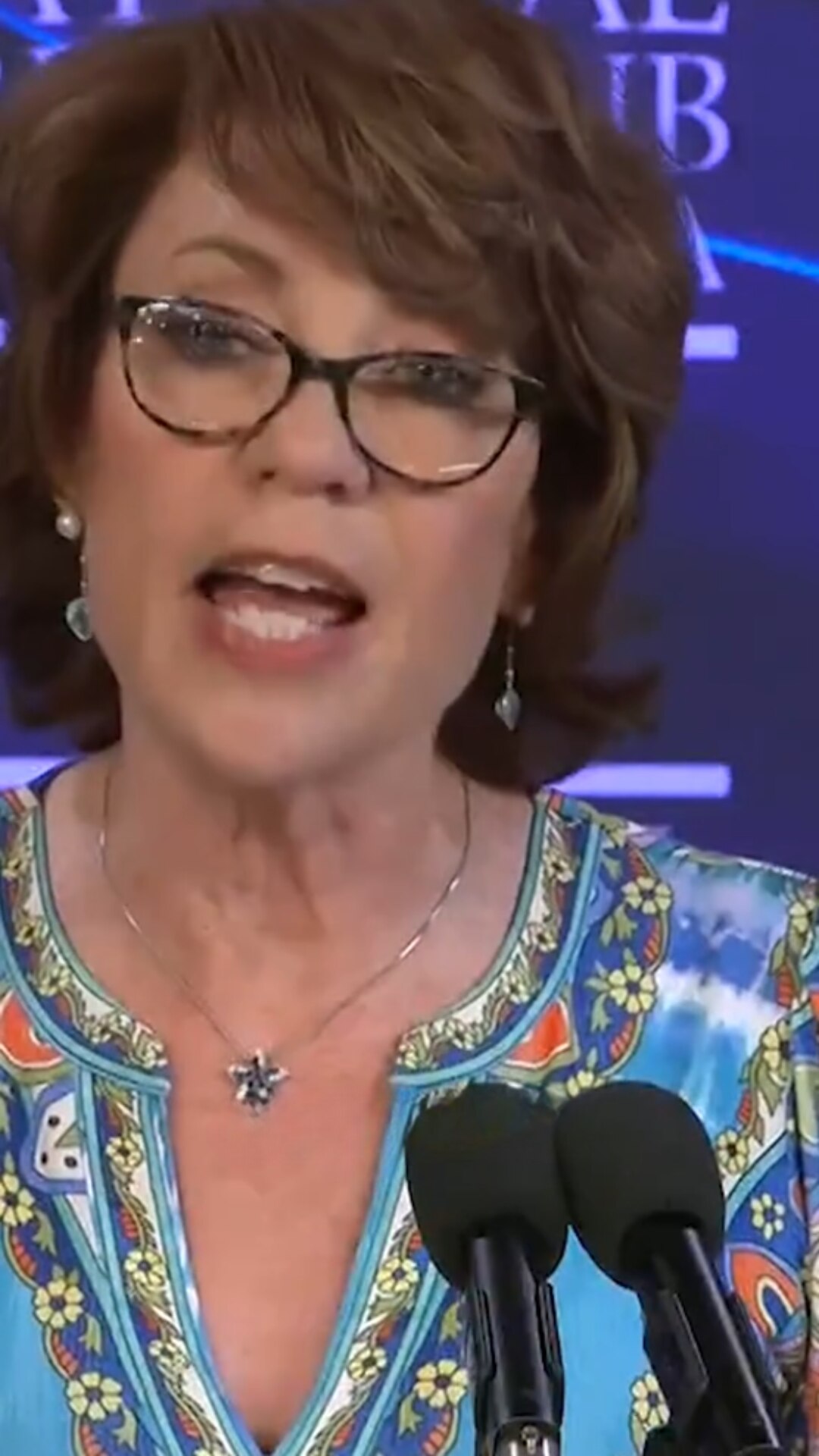 Author Kathy Lette says feminism needs men - ABC News