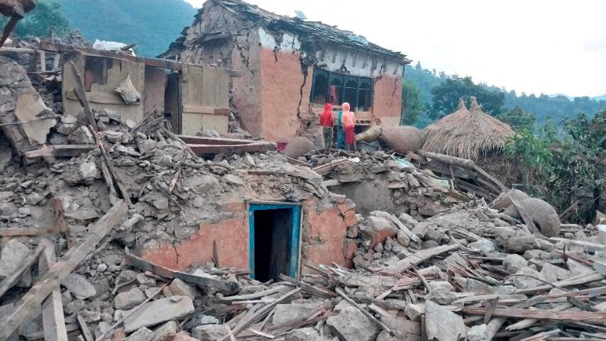 Magnitude 6.6 earthquake strikes Nepal, levelling homes and shaking New ...