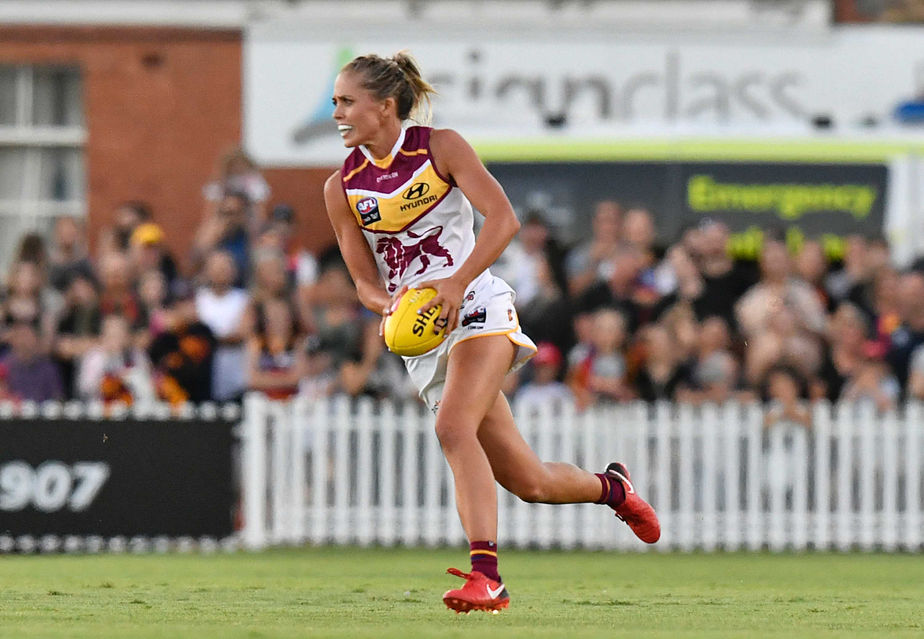 Hull Quentin - ABC News