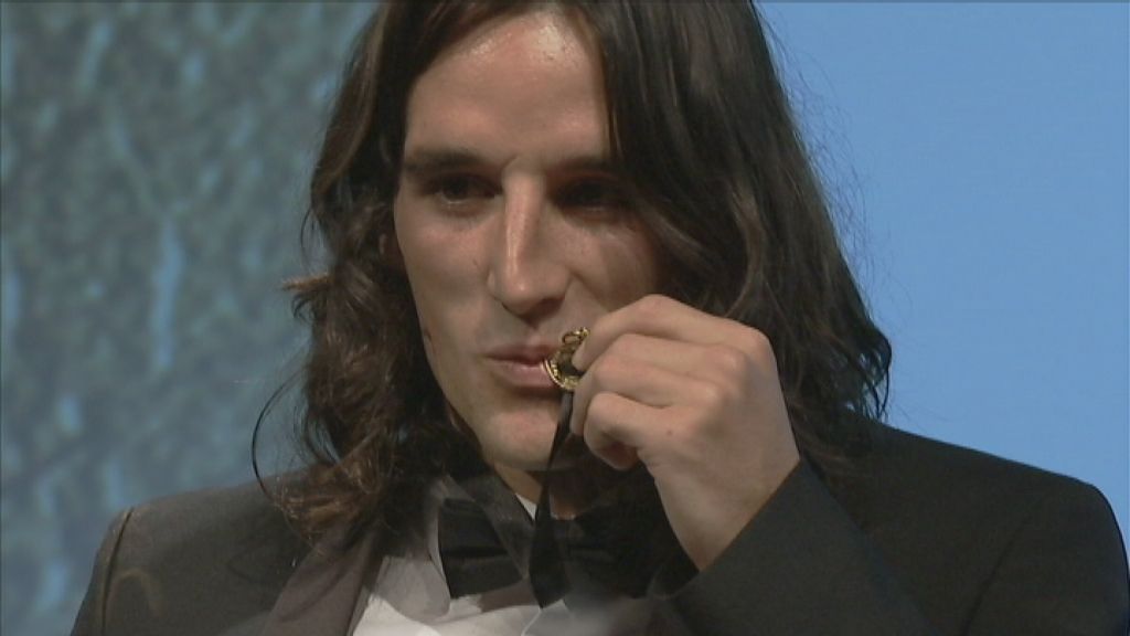 Mitchell wins Sandover medal - ABC News