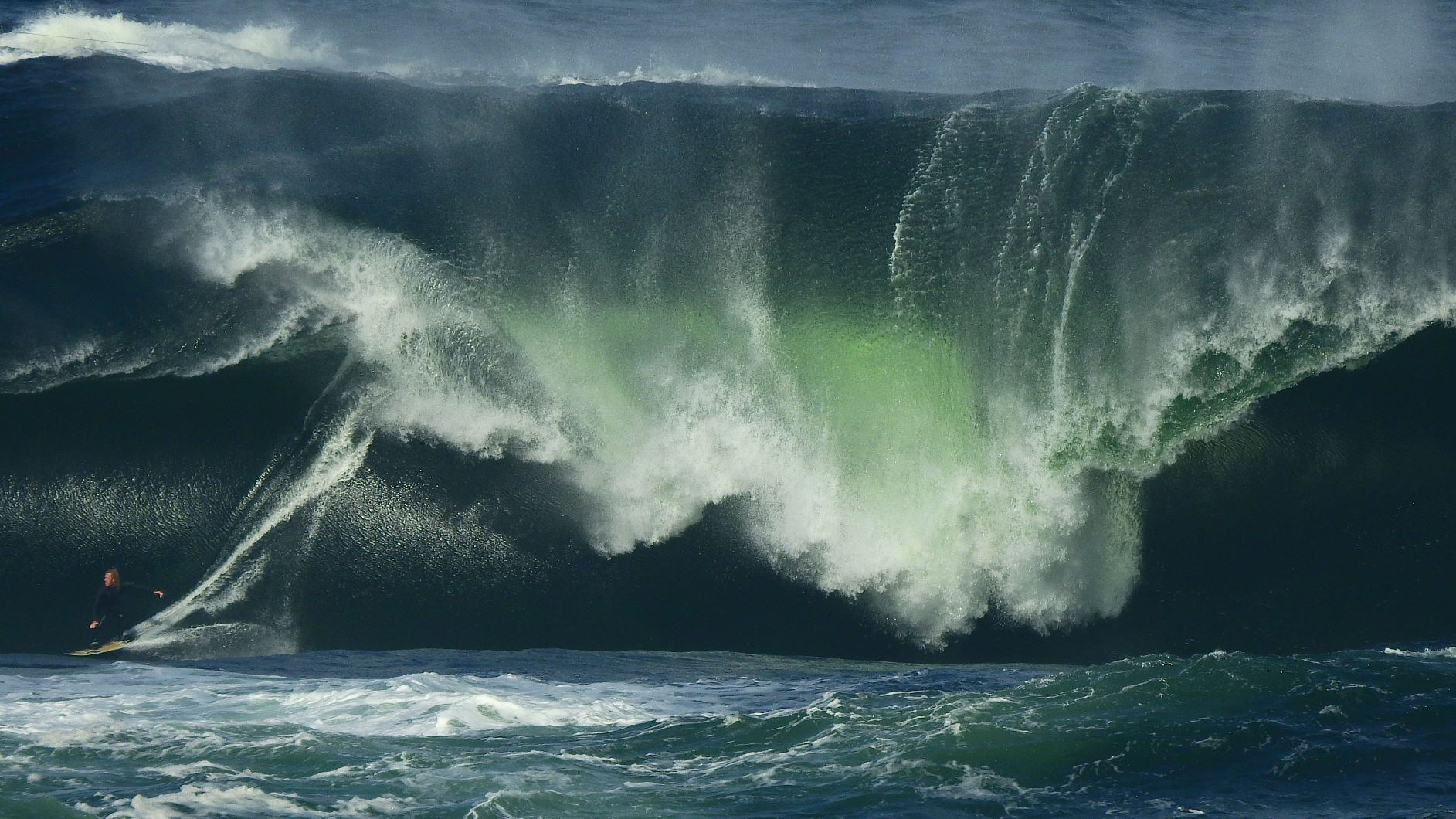 The Right comes to life courtesy of Southern Ocean swell, throwing up ...