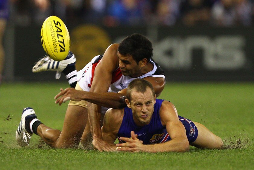 St Kilda gives up on injury-prone Clarke - ABC News