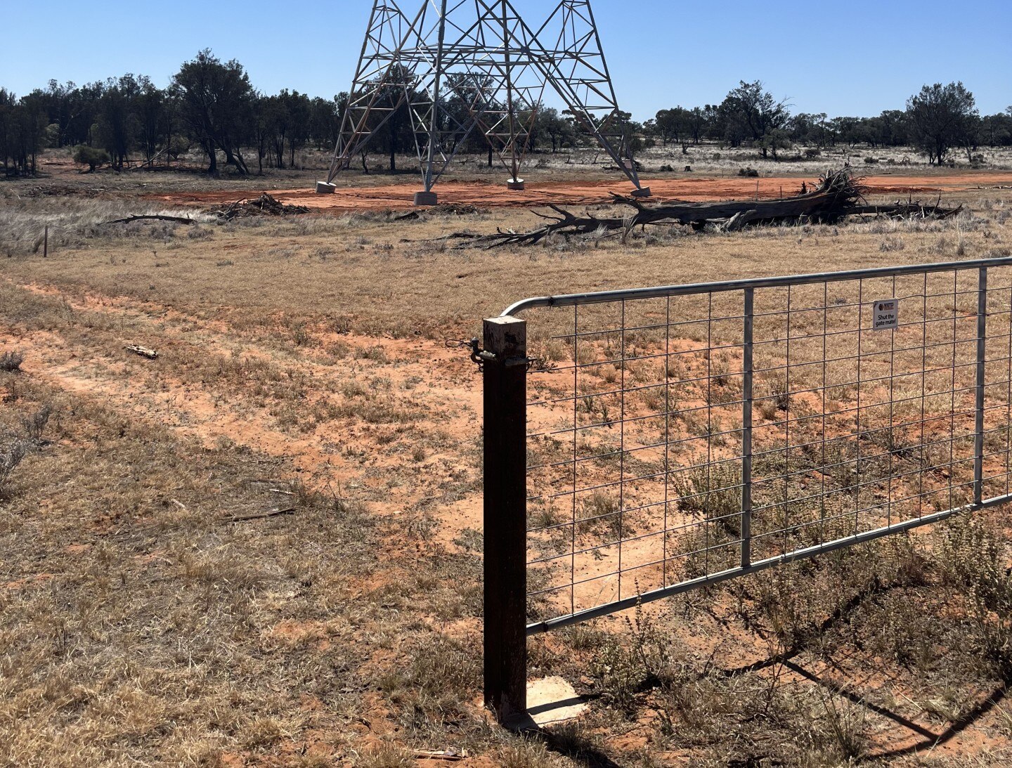 EnergyConnect transmission line workers left in unsafe conditions ...