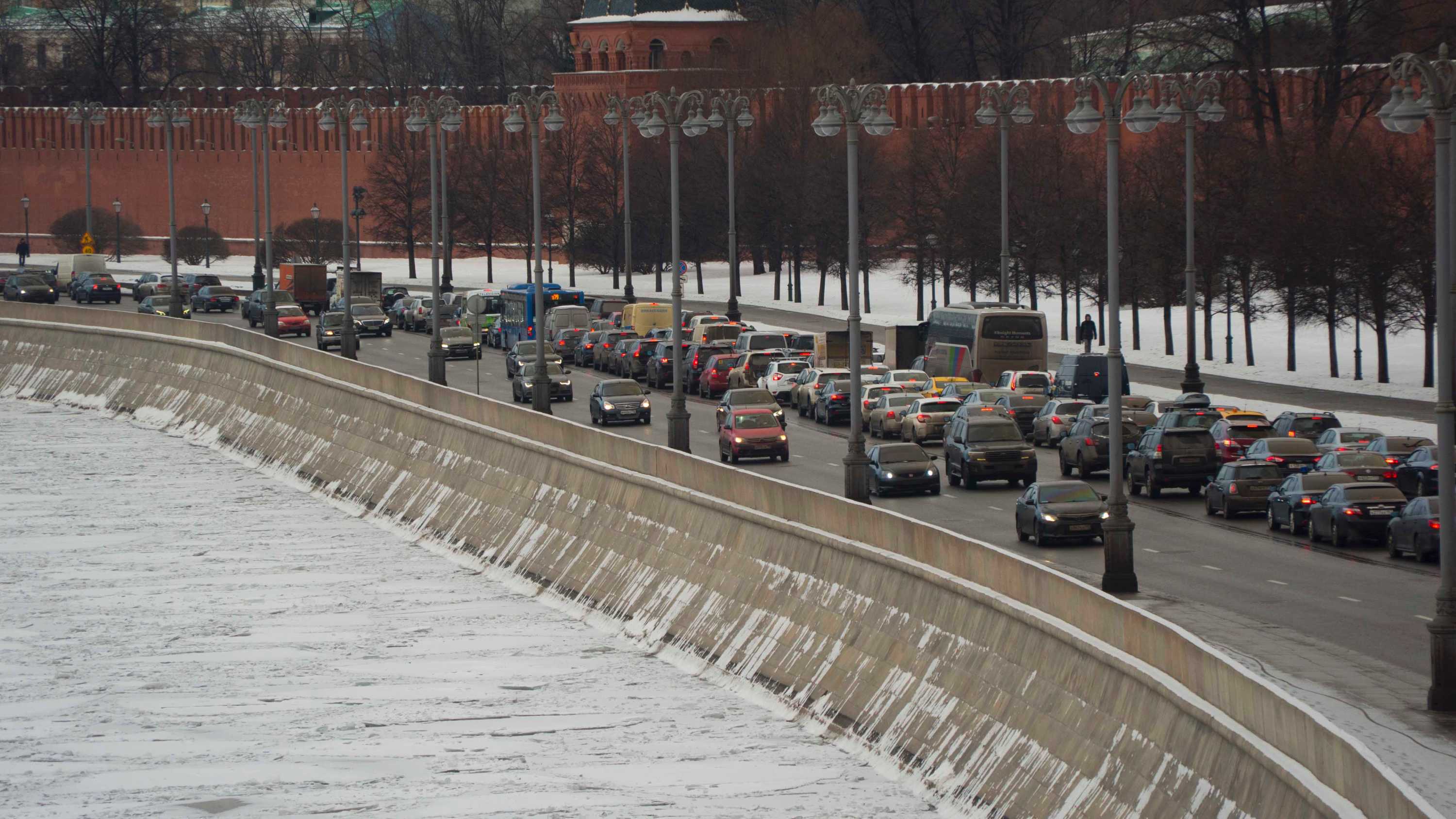 Moscow revisited: A congested journey to Russia's past - ABC News