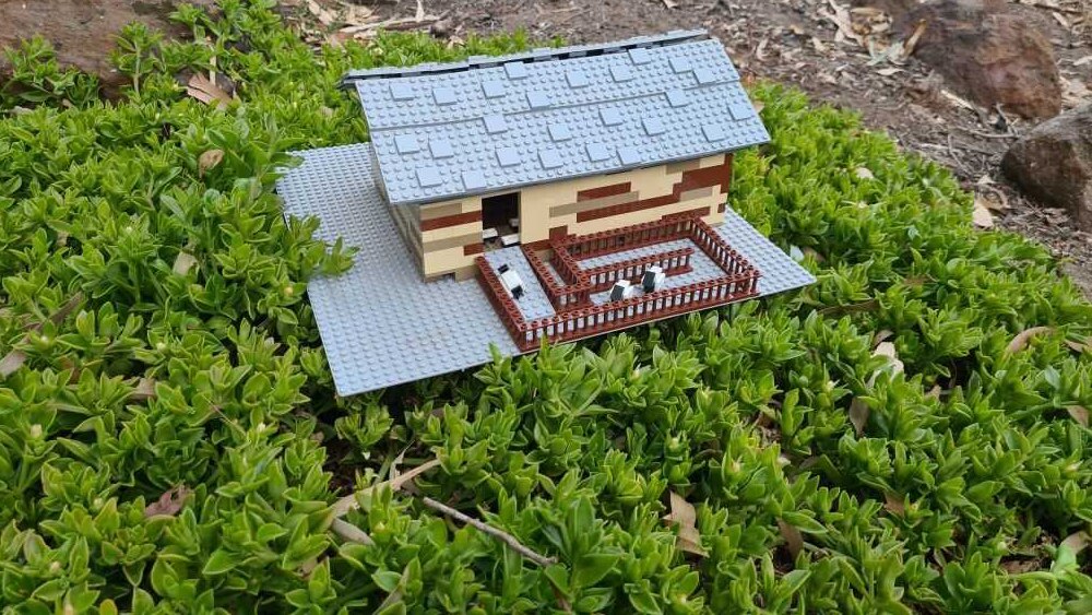 Meet the 15-year-old who crafted his own pro-level Lego shearing shed ...