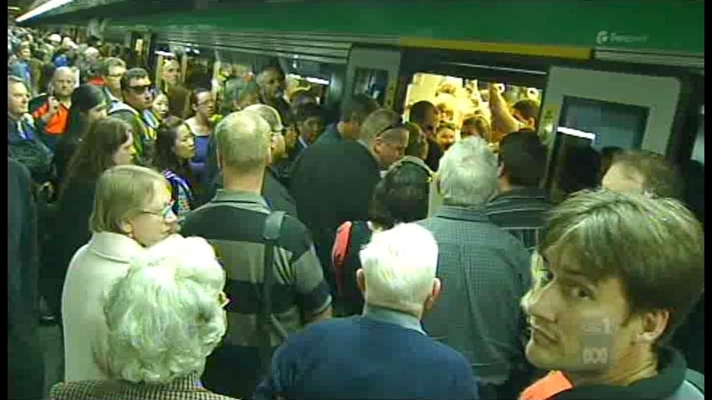 Train drivers claim passenger safety at risk - ABC News