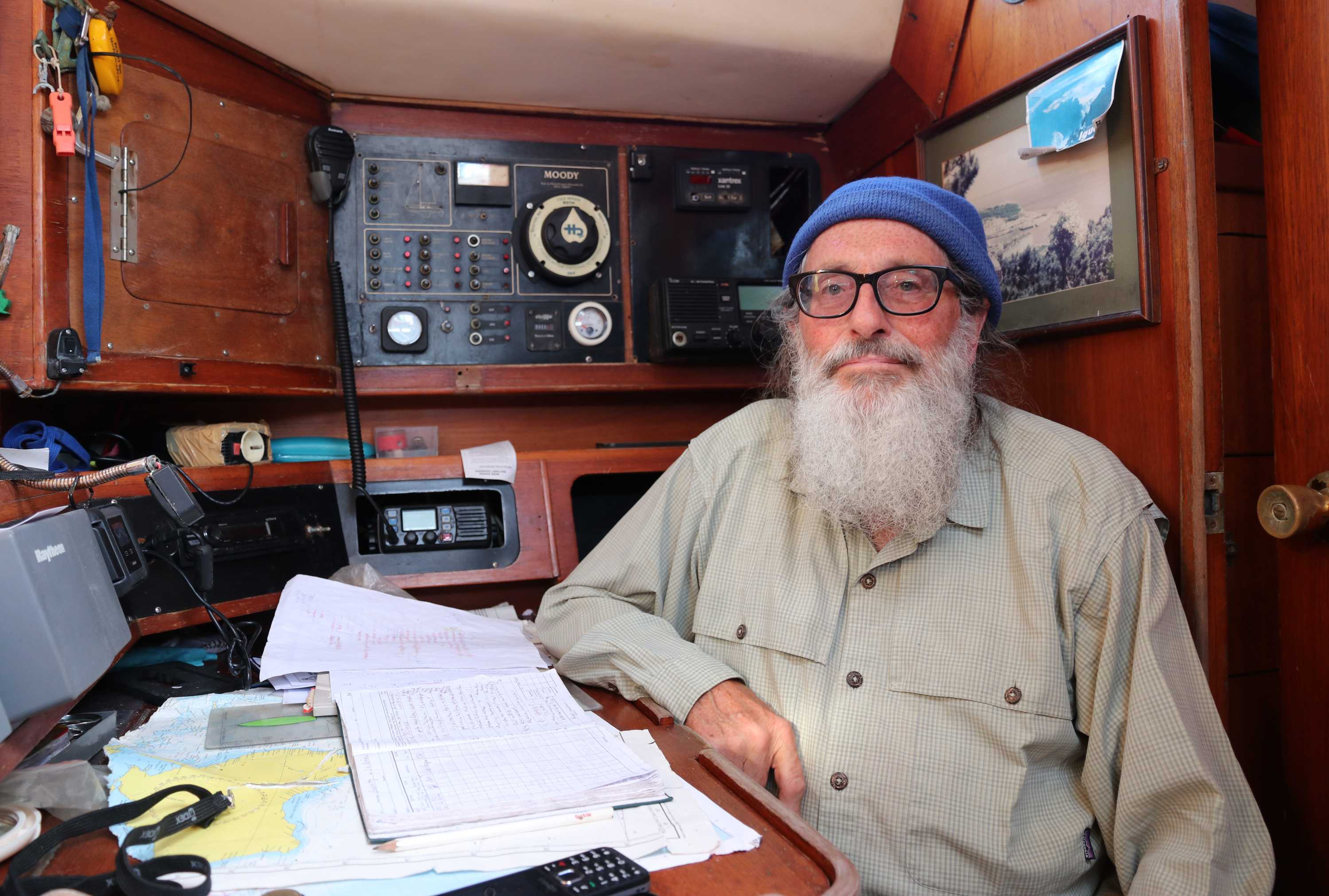 Search for missing round-the-world sailor Peter Baggenstos continues ...