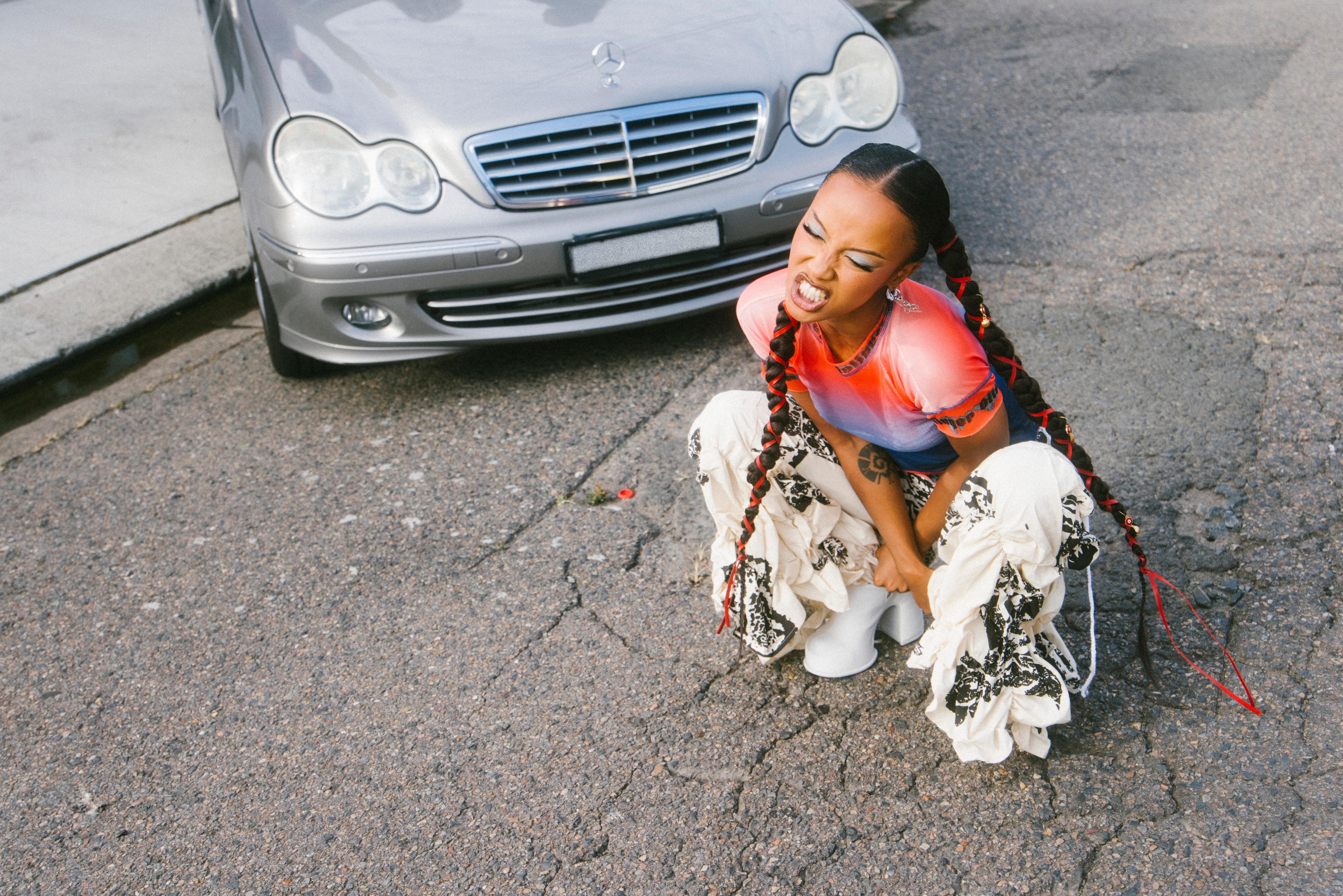 Tops: New Music from Maina Doe, 1tbsp, MUDRAT, The Velvet Club and more ...