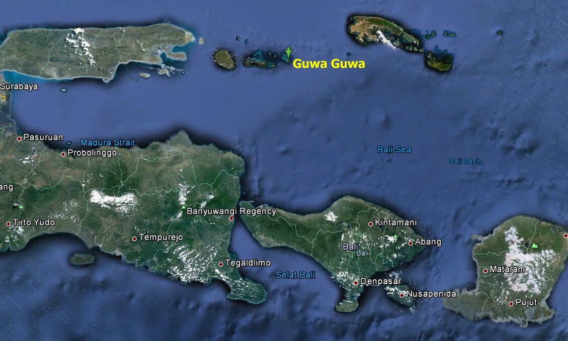 Stricken asylum boat passengers reach land - ABC News