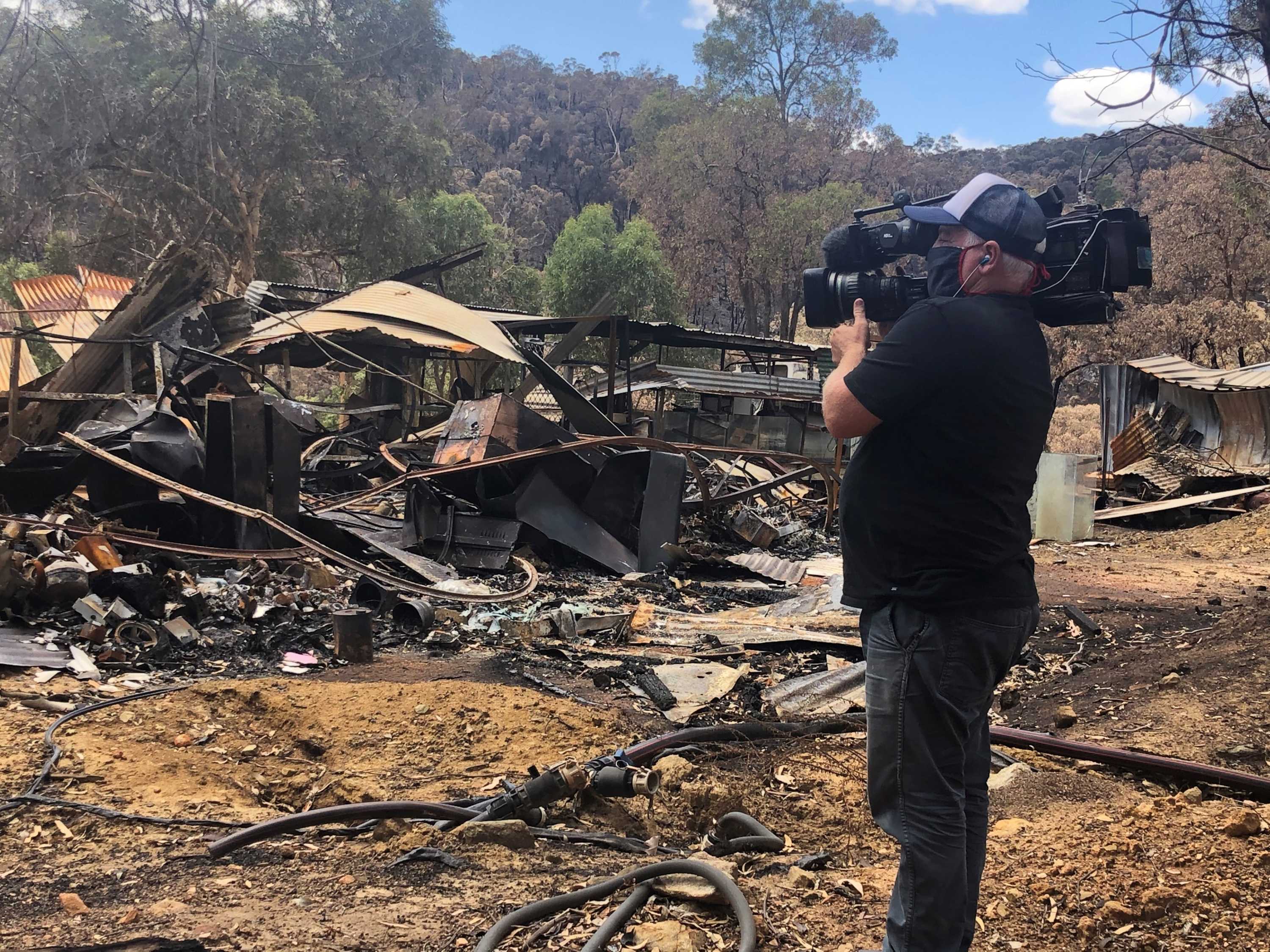Four days reporting on the devastating Perth Hills bushfire - ABC News