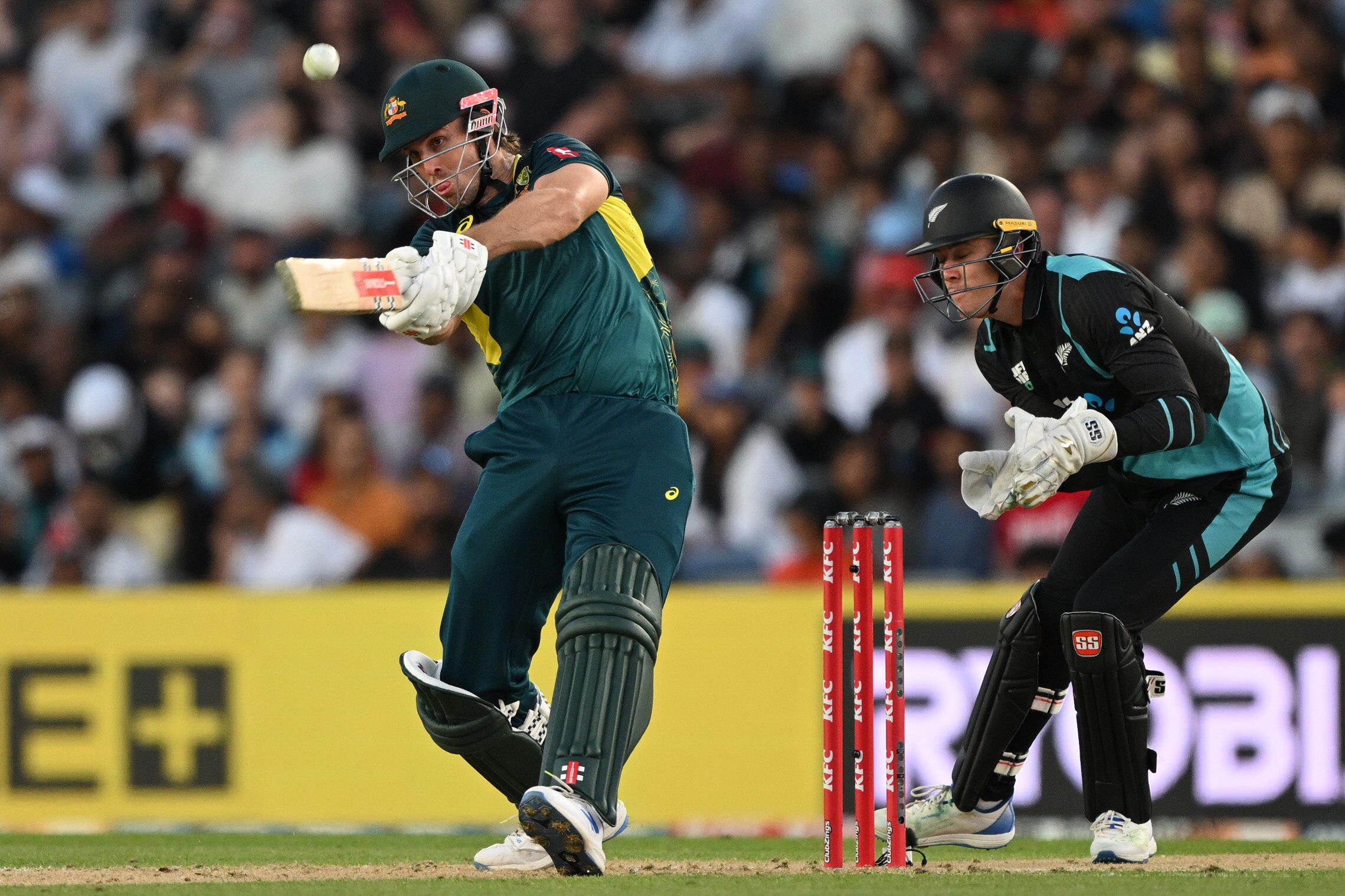 Australia humbles New Zealand in second T20, winning by 72 runs to ...