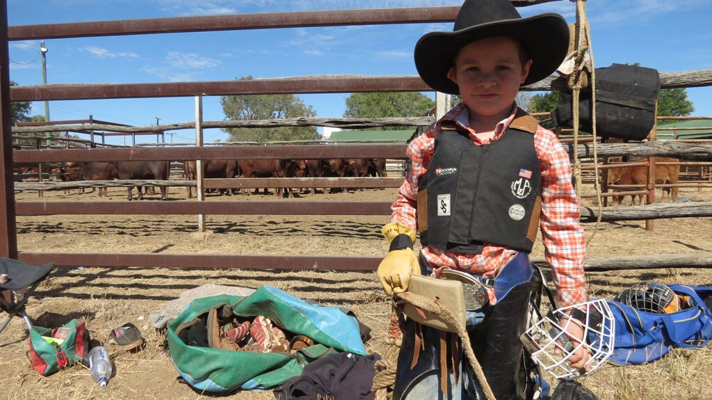 Longreach rodeo school 'not for weak-hearted' - ABC News