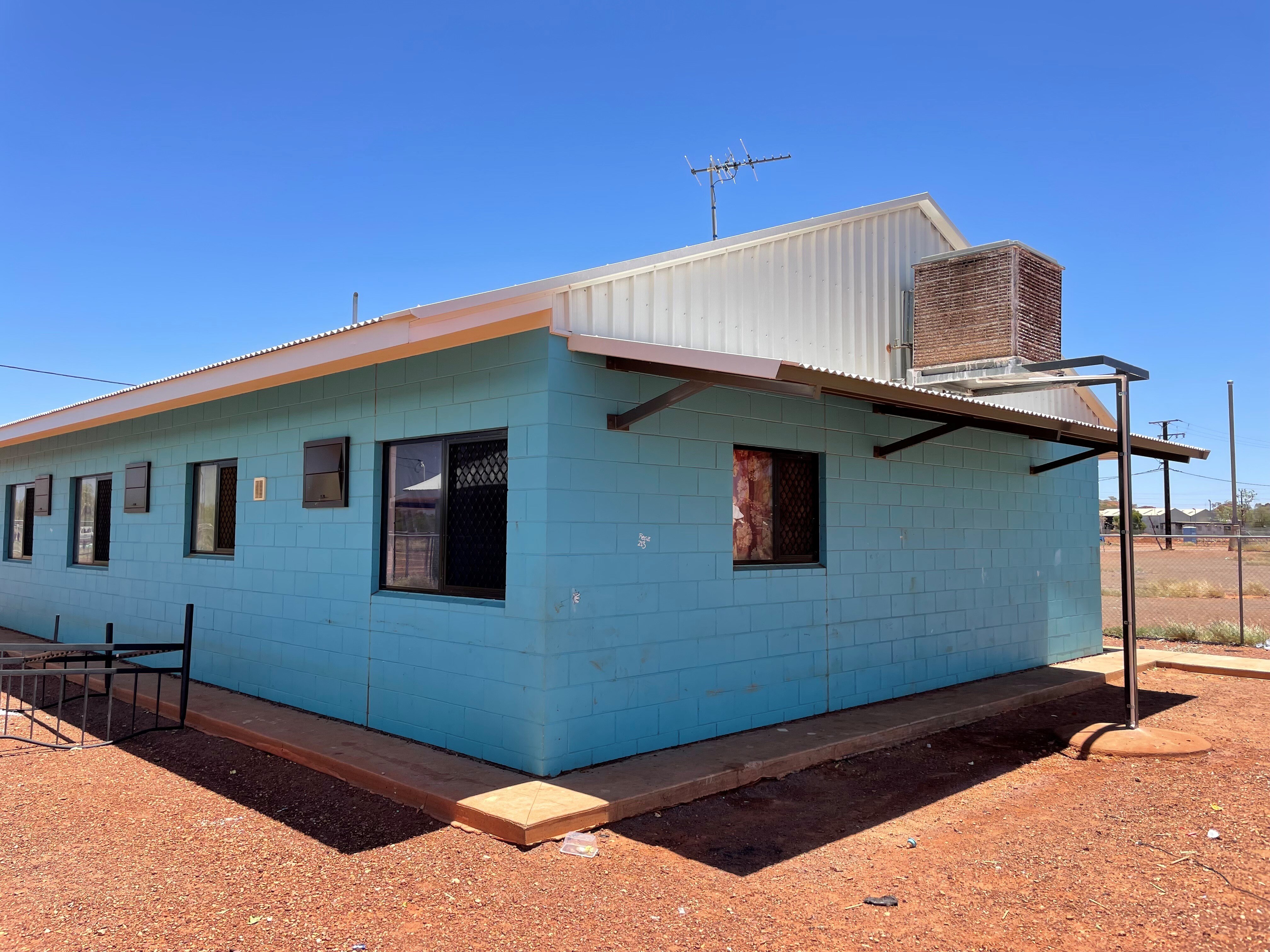 Vulnerable outback residents with prepaid electricity see power cut off ...