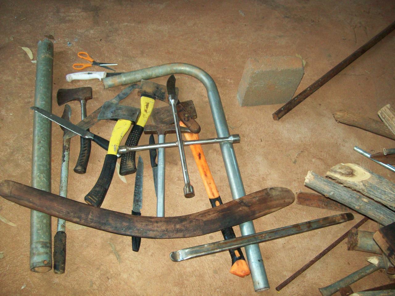 Police restore calm after Yuendumu violence - ABC News