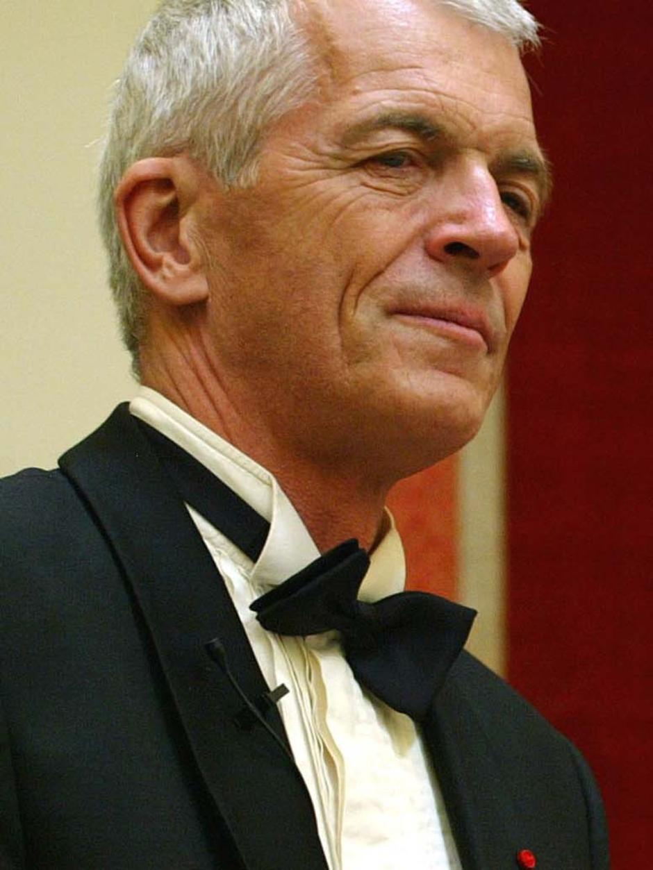 Opera House architect's son bashed in Sydney - ABC News