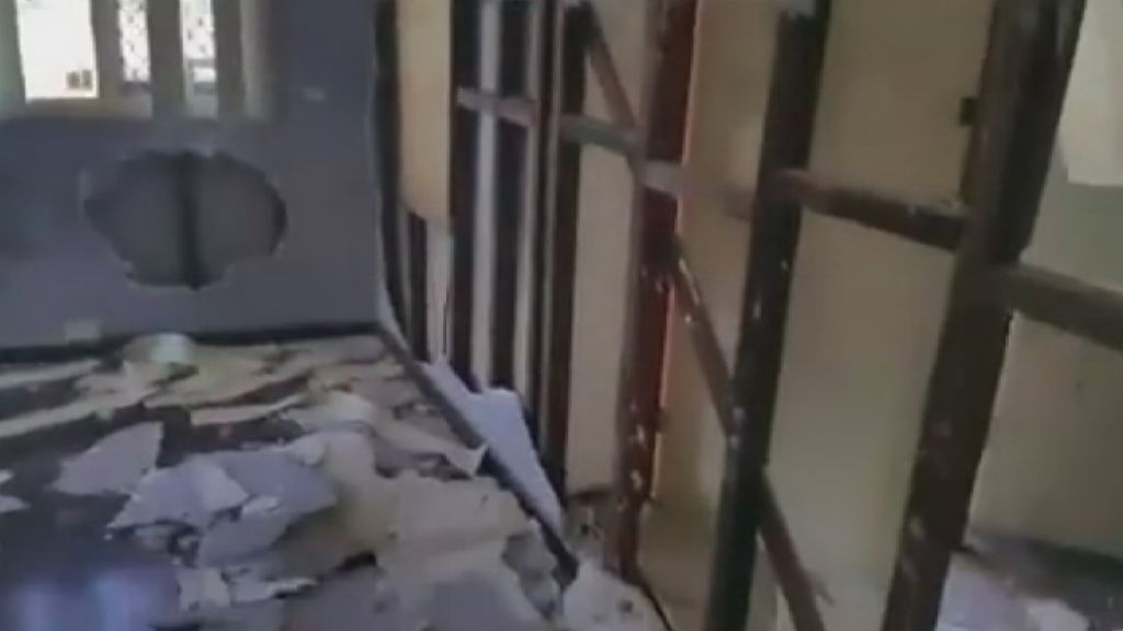 Children trash house in Geraldton - ABC News