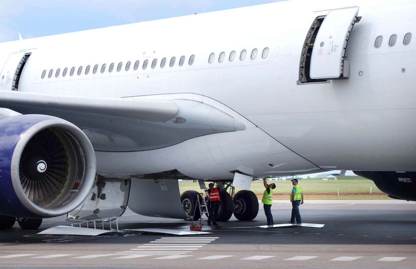 Plane carrying Defence personnel makes emergency landing - ABC News