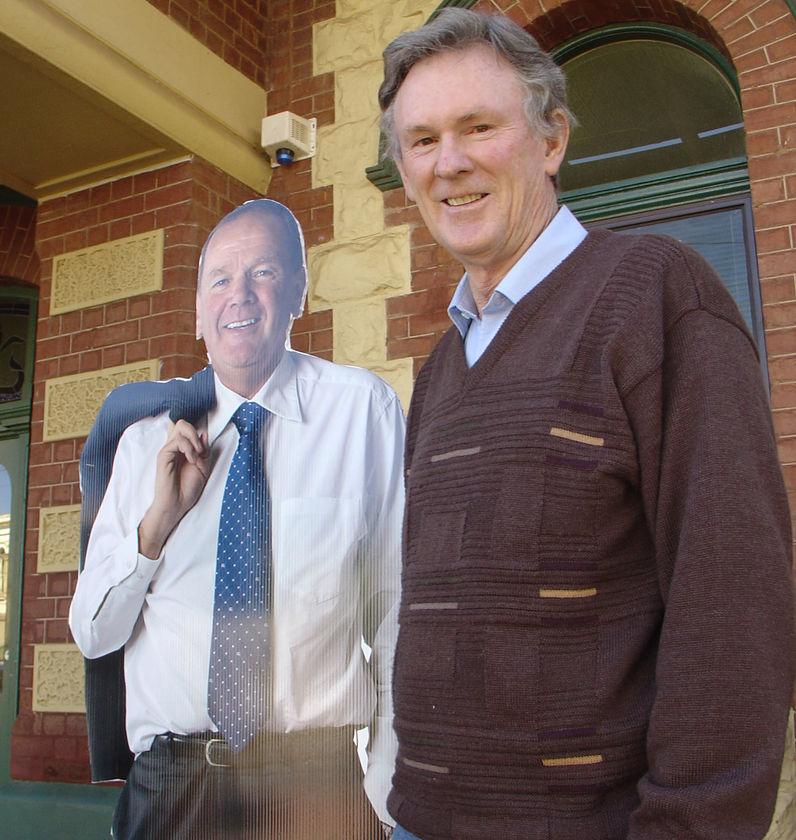 WA election: Former deputy premier Ian Taylor back on the campaign ...