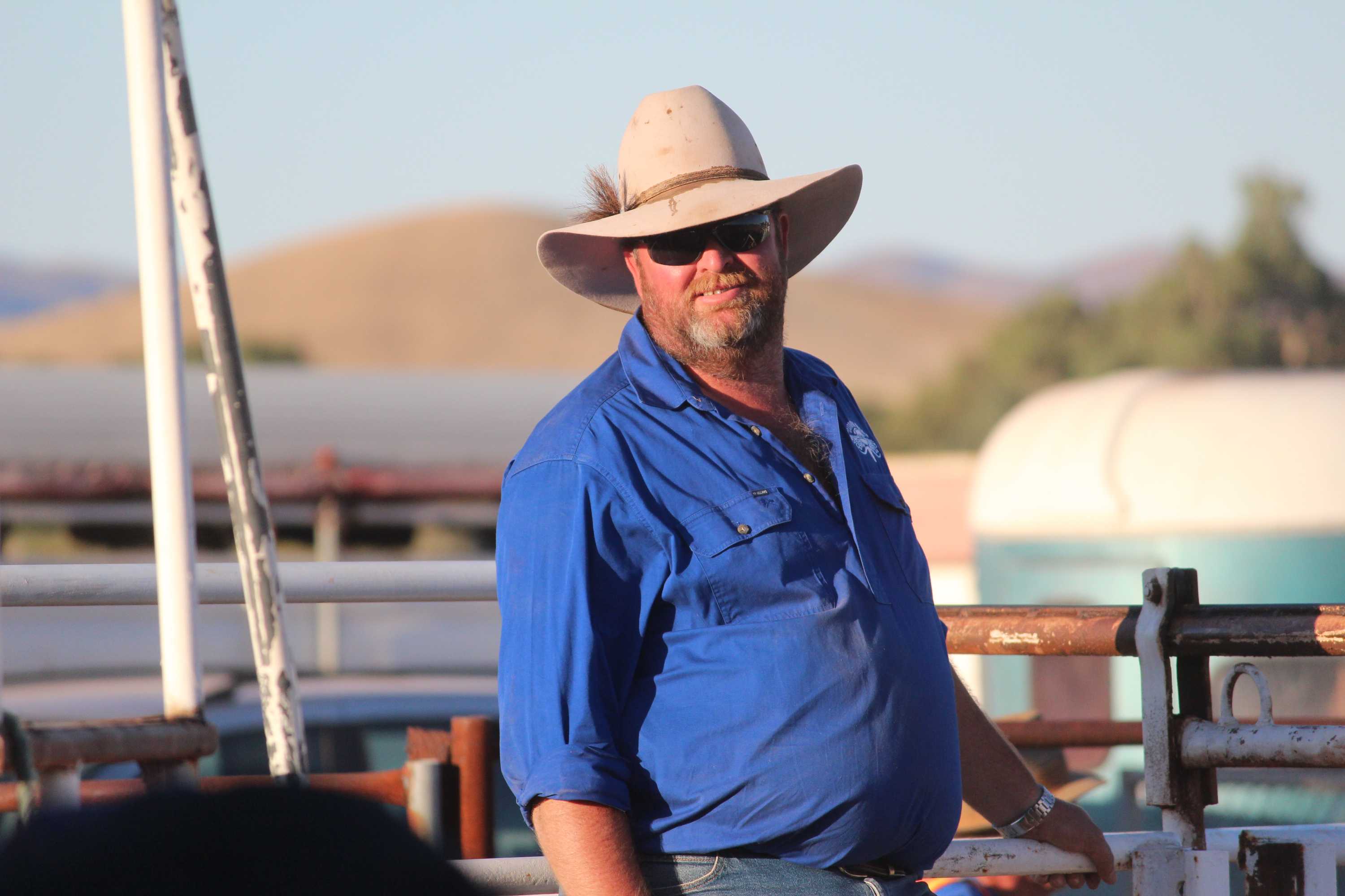 Carrieton 2015: Cowboys light up Christmas in outback SA - ABC News