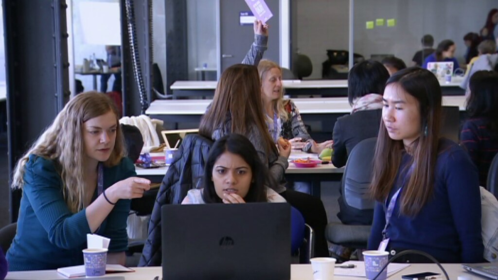 SheHacks event in Melbourne encouraging women into tech industry - ABC News