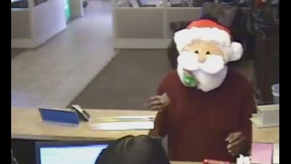 'Santa' robs US bank after handing out candy canes - ABC News