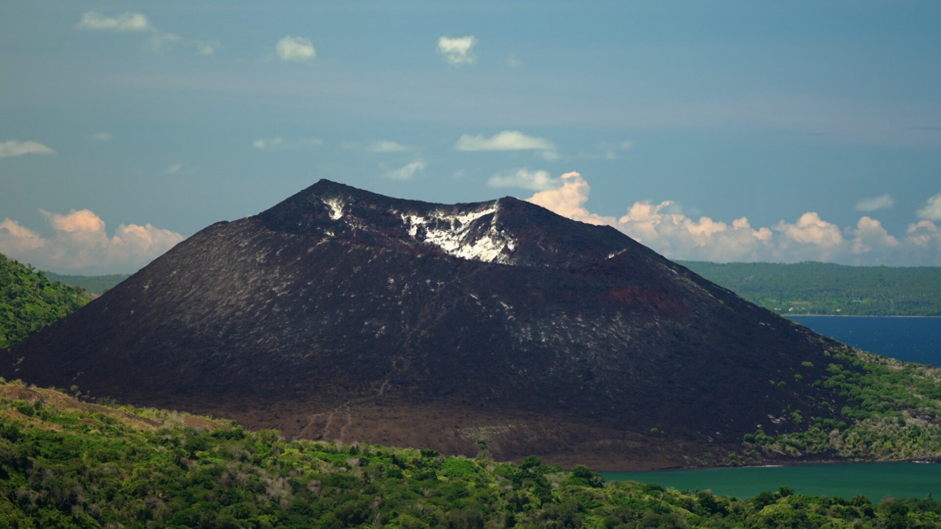 Top five things to know about port town Rabaul in Papua New Guinea ...