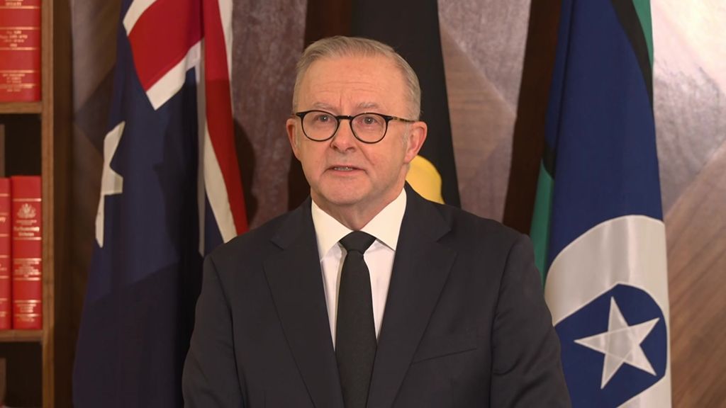 Anthony Albanese pays tribute to Pope Francis. - ABC News