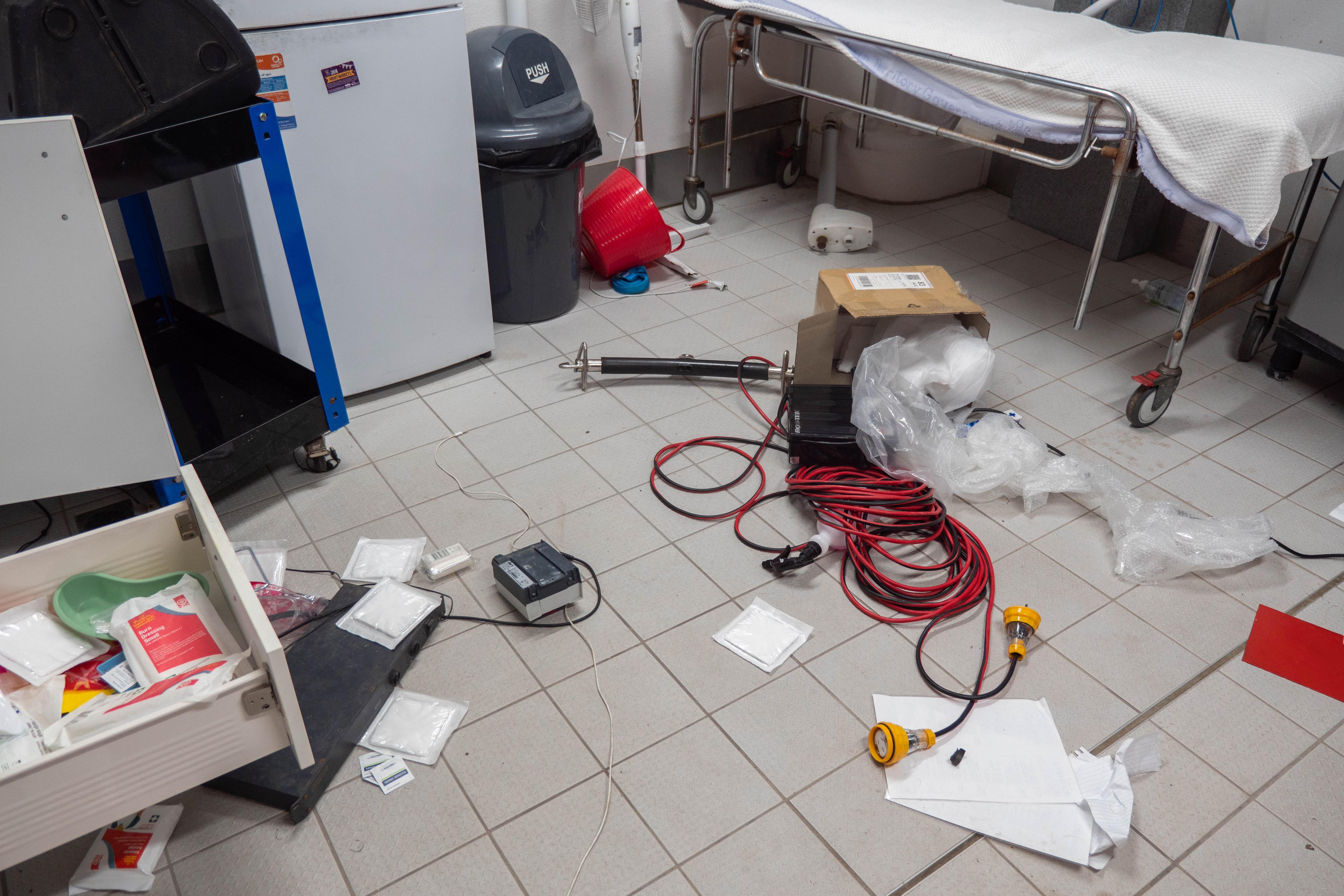 Alice Springs pool trashed by vandals in 'scary' midnight break-in ...