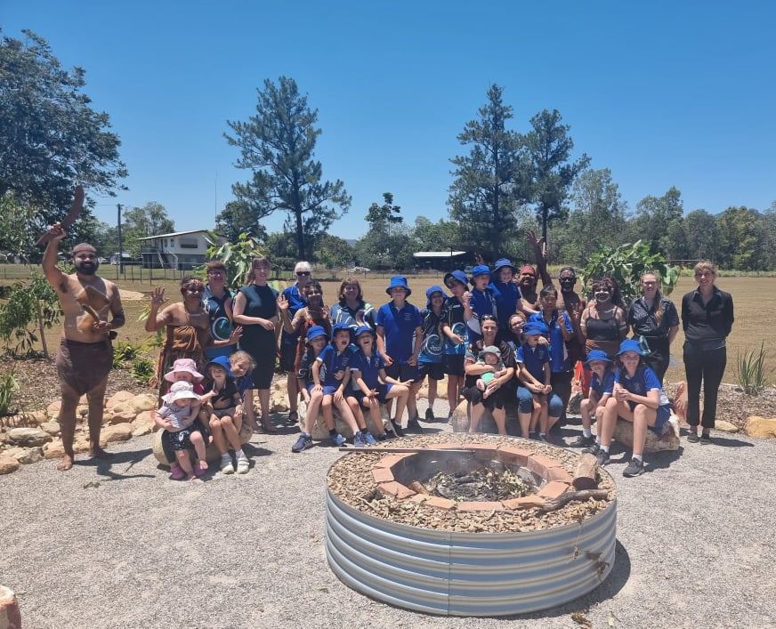 Traditional owners guide north Queensland school's yarning circle - ABC ...