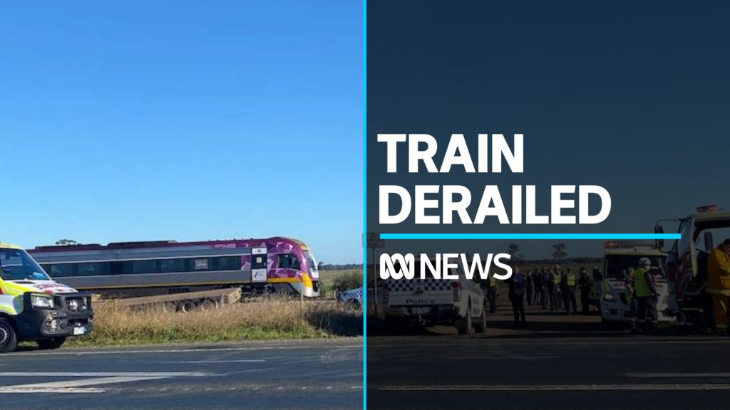 Passenger train derailed after hitting truck in Central Victoria - ABC News